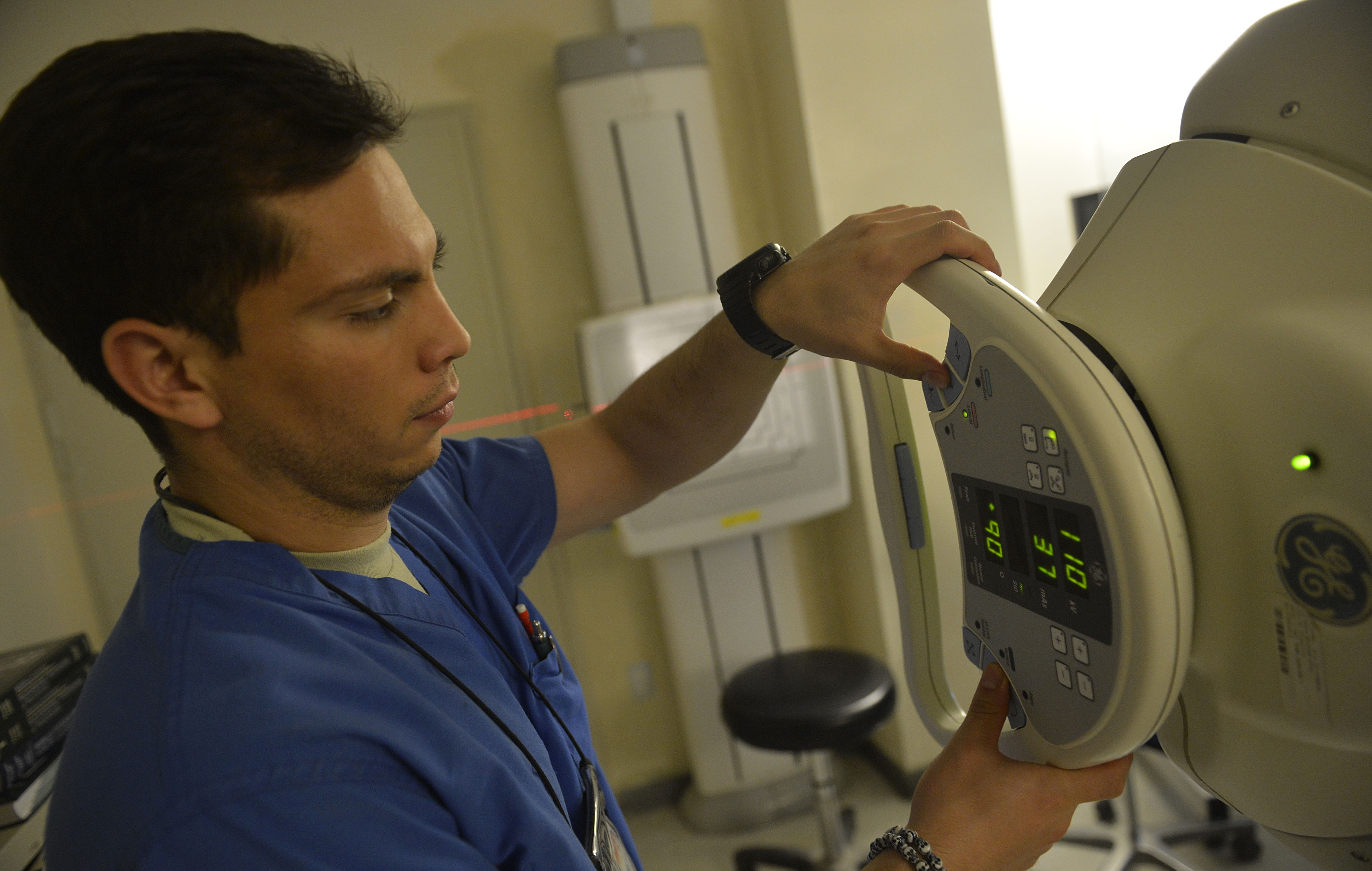 Combat Radiologists: They see right through you > U.S. Air Forces ...