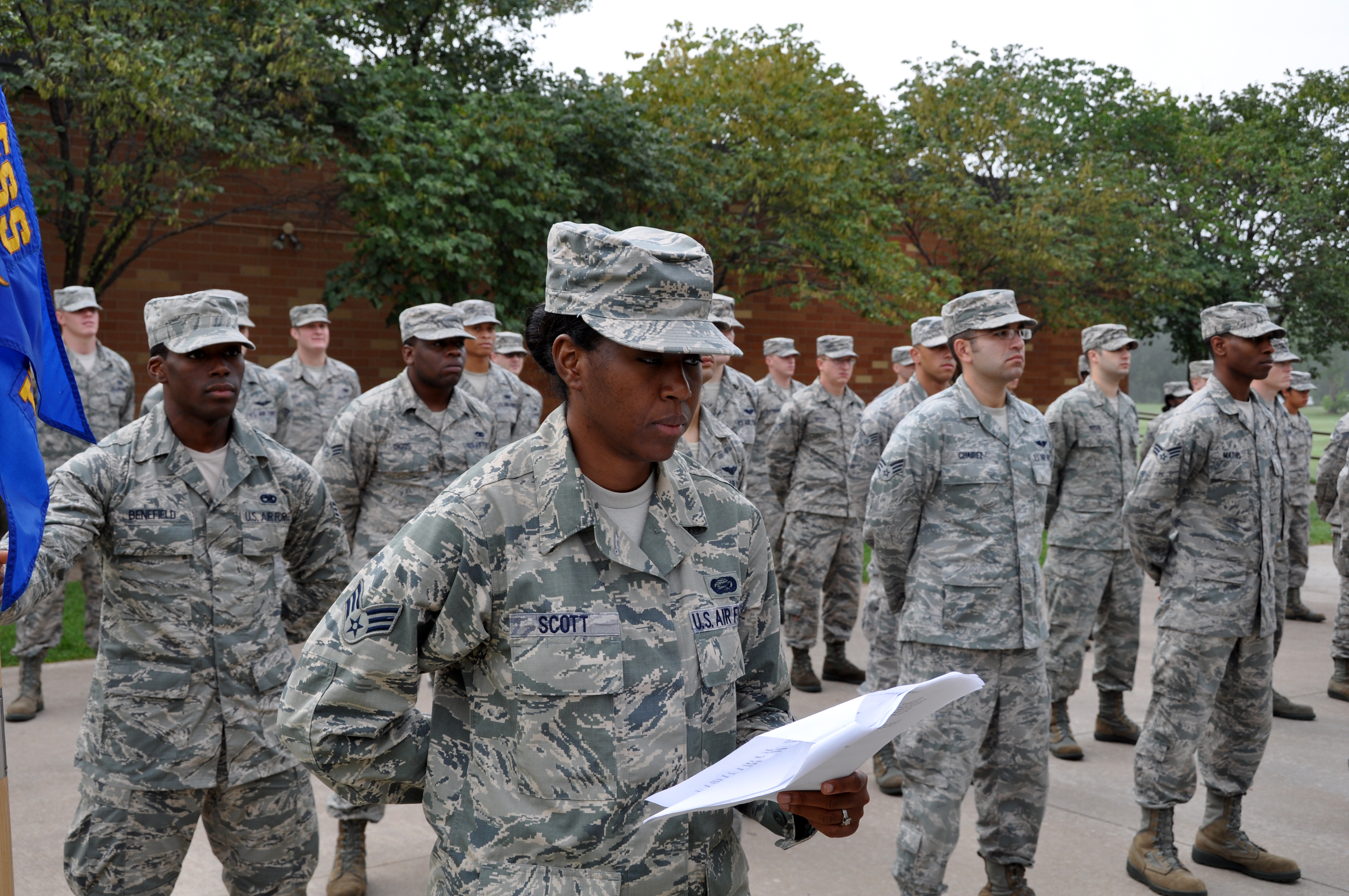 Reservists learn leadership skills along side active duty counterparts ...