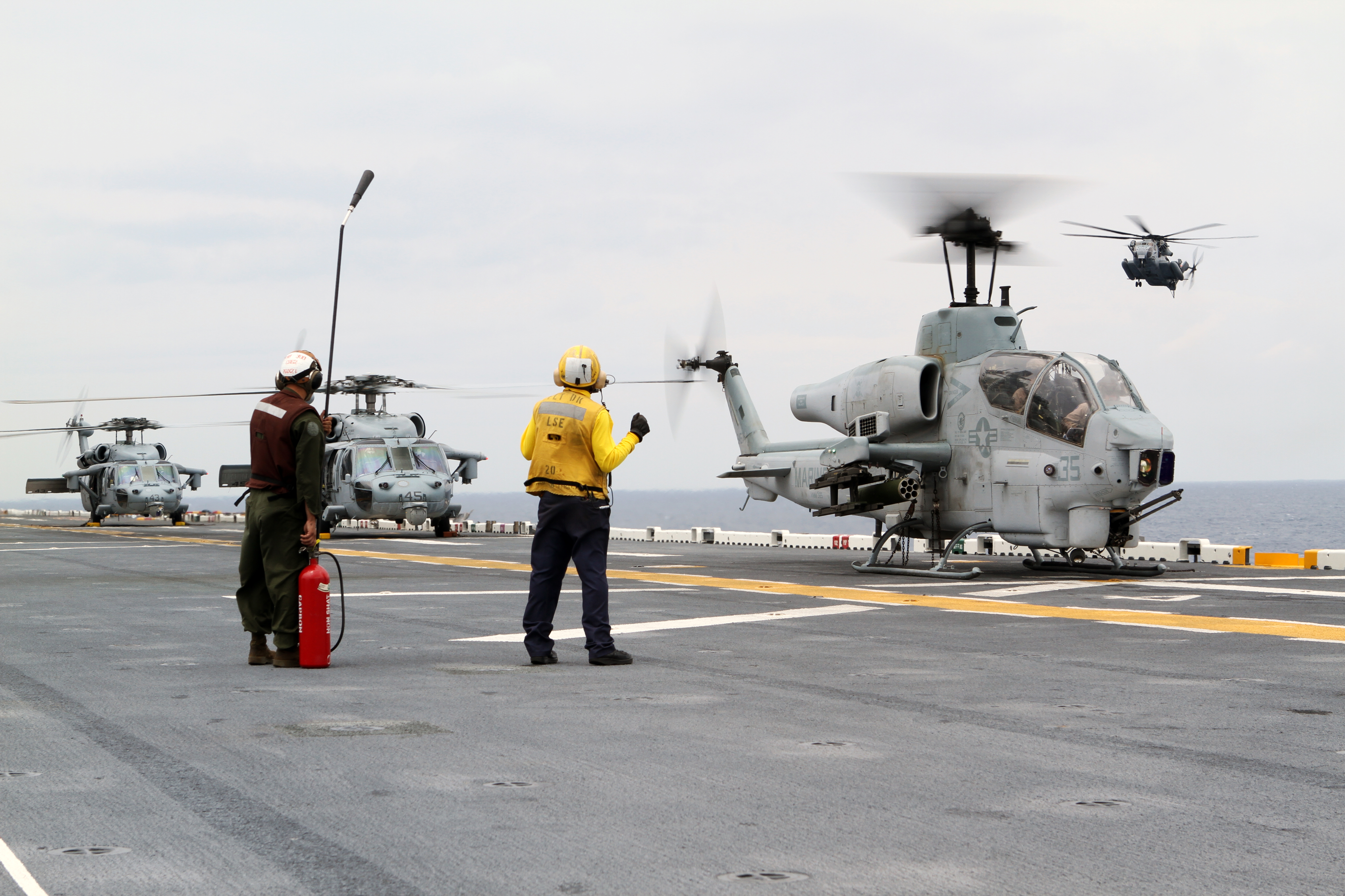24th MEU conducts aviation ops during PMINT