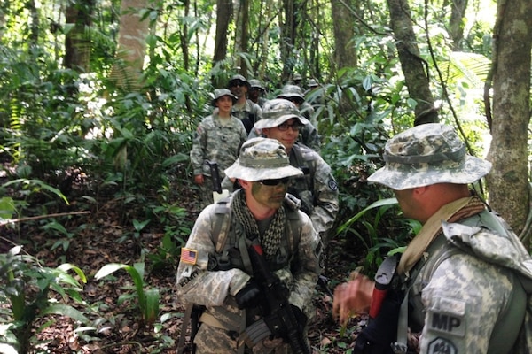Louisiana Soldiers endure jungle training with partners in Belize ...