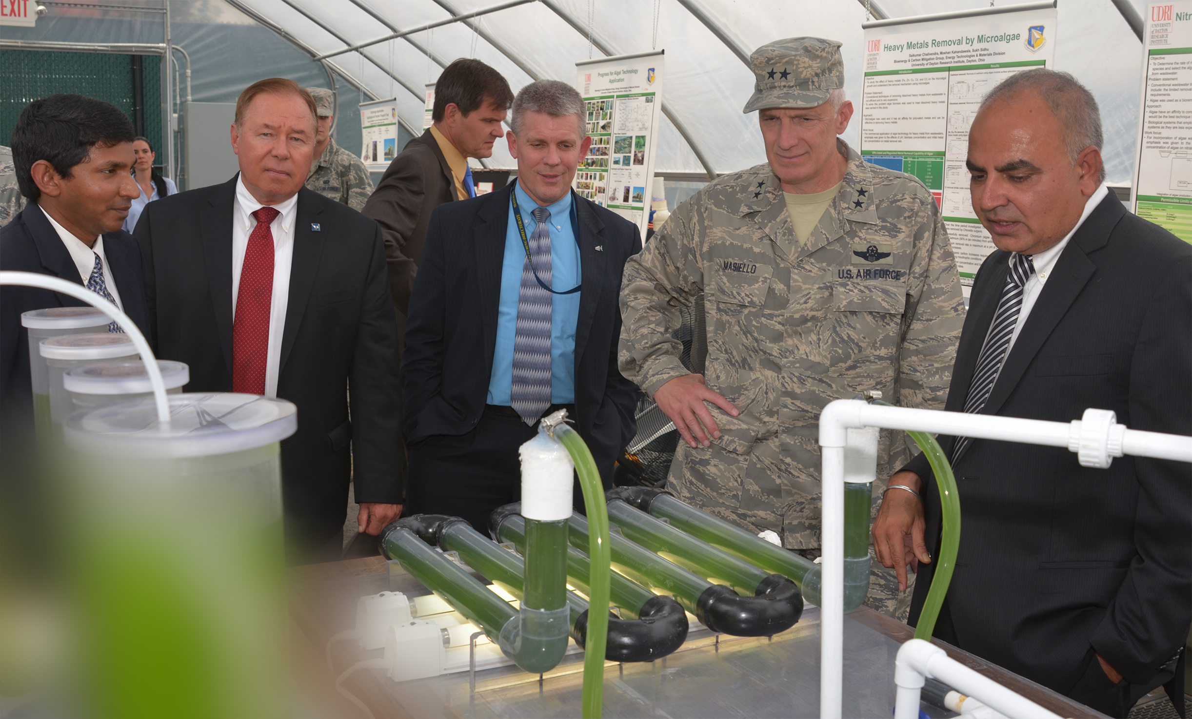 AFRL teaming with UDRI on algae research > Wright-Patterson AFB ...