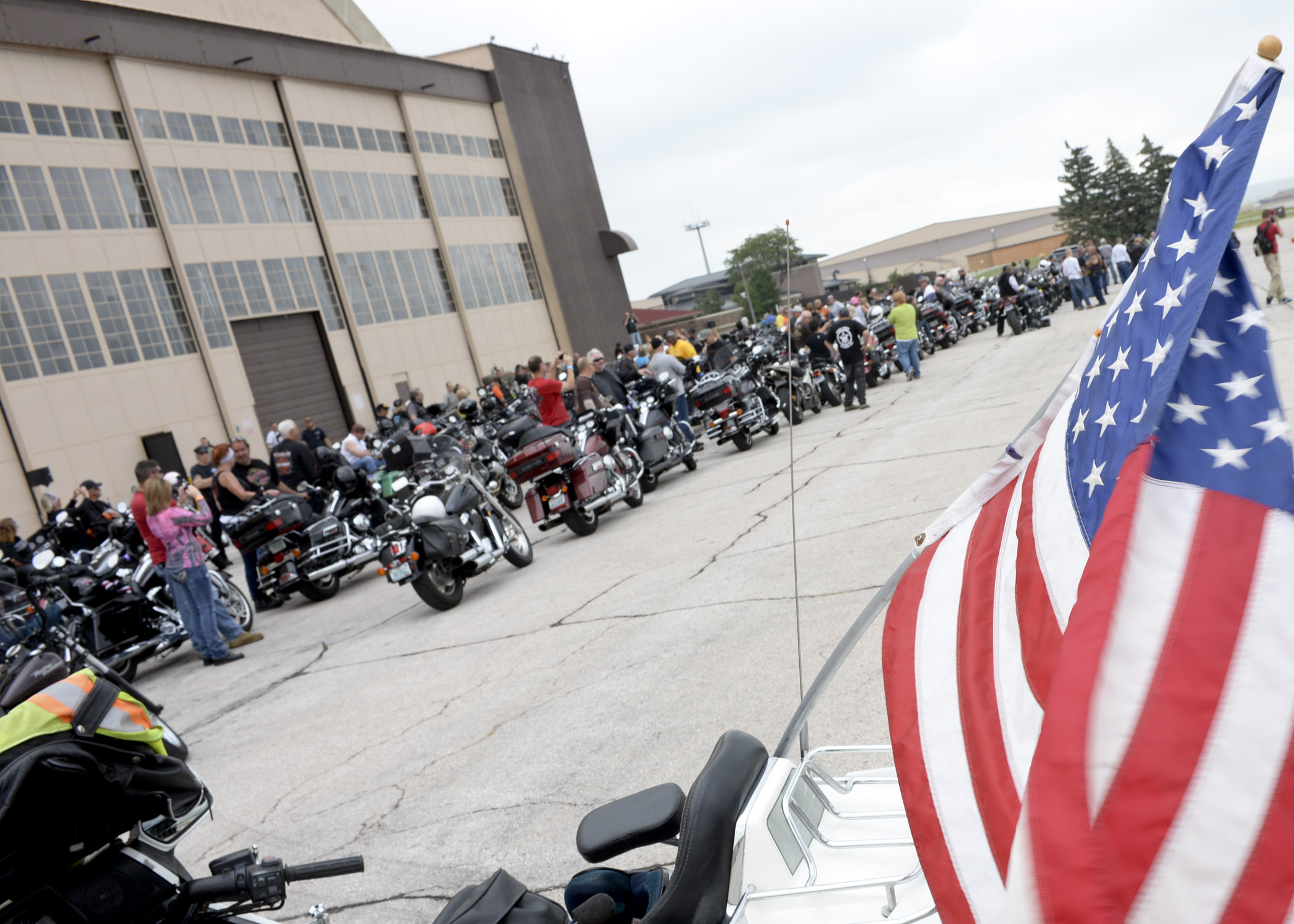 Bringing the thunder > Ellsworth Air Force Base > Article Display