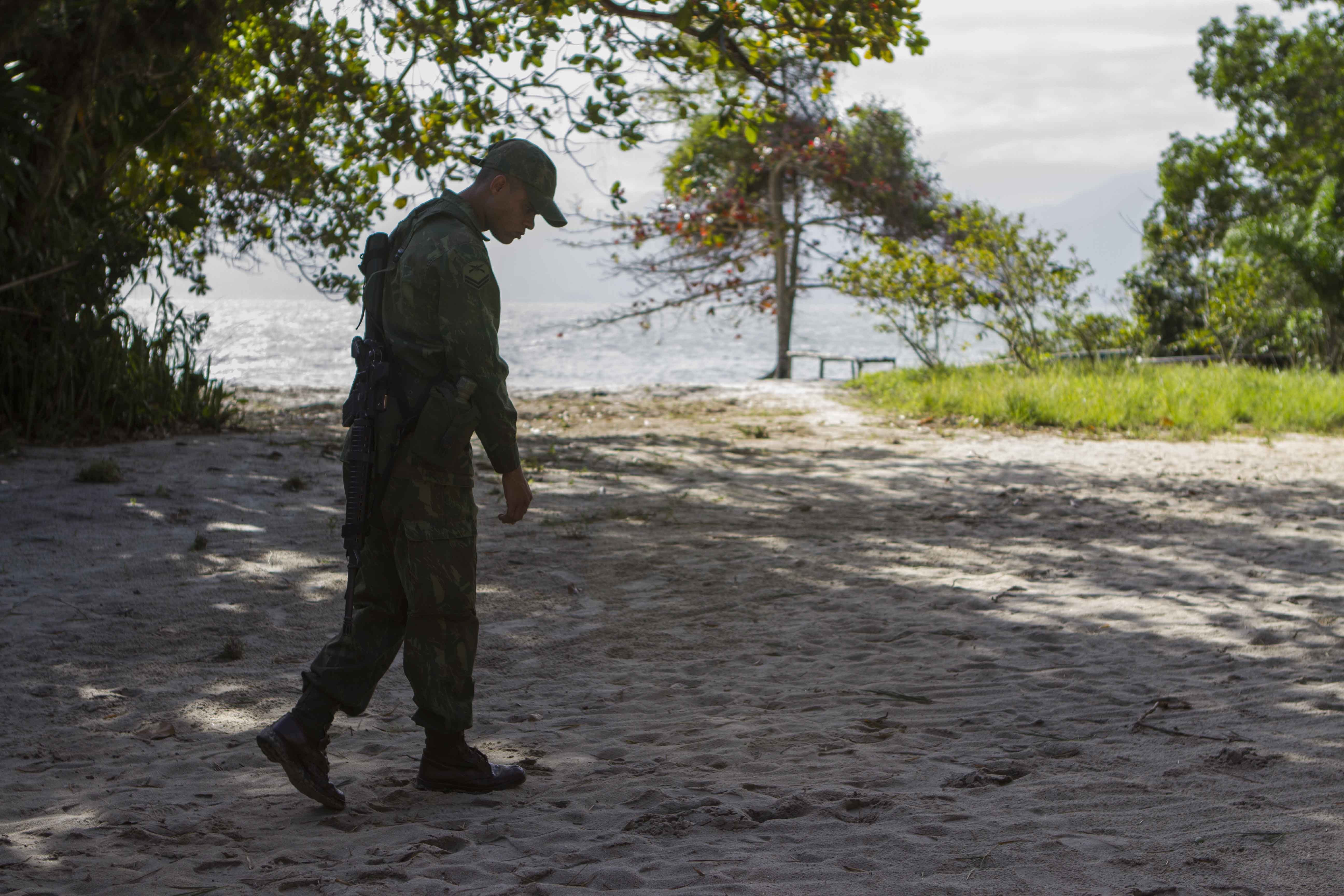 SPMAGTF-South, Brazilian Marines share combat tracking tactics