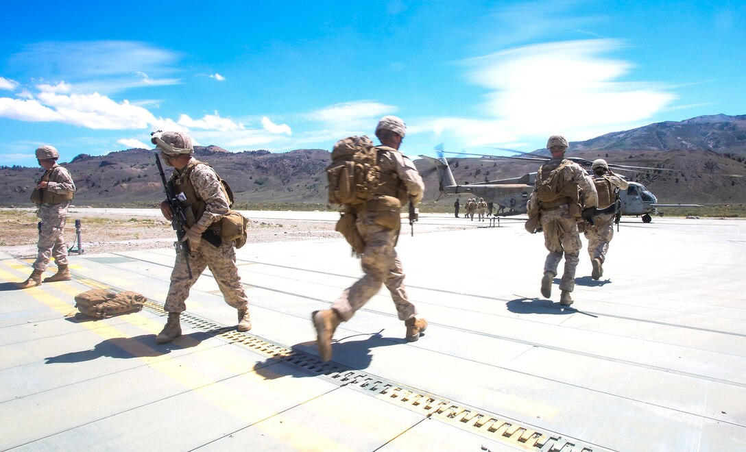 2/7 Marines Execute Evacuation Drills for Large Scale Exercise 2014