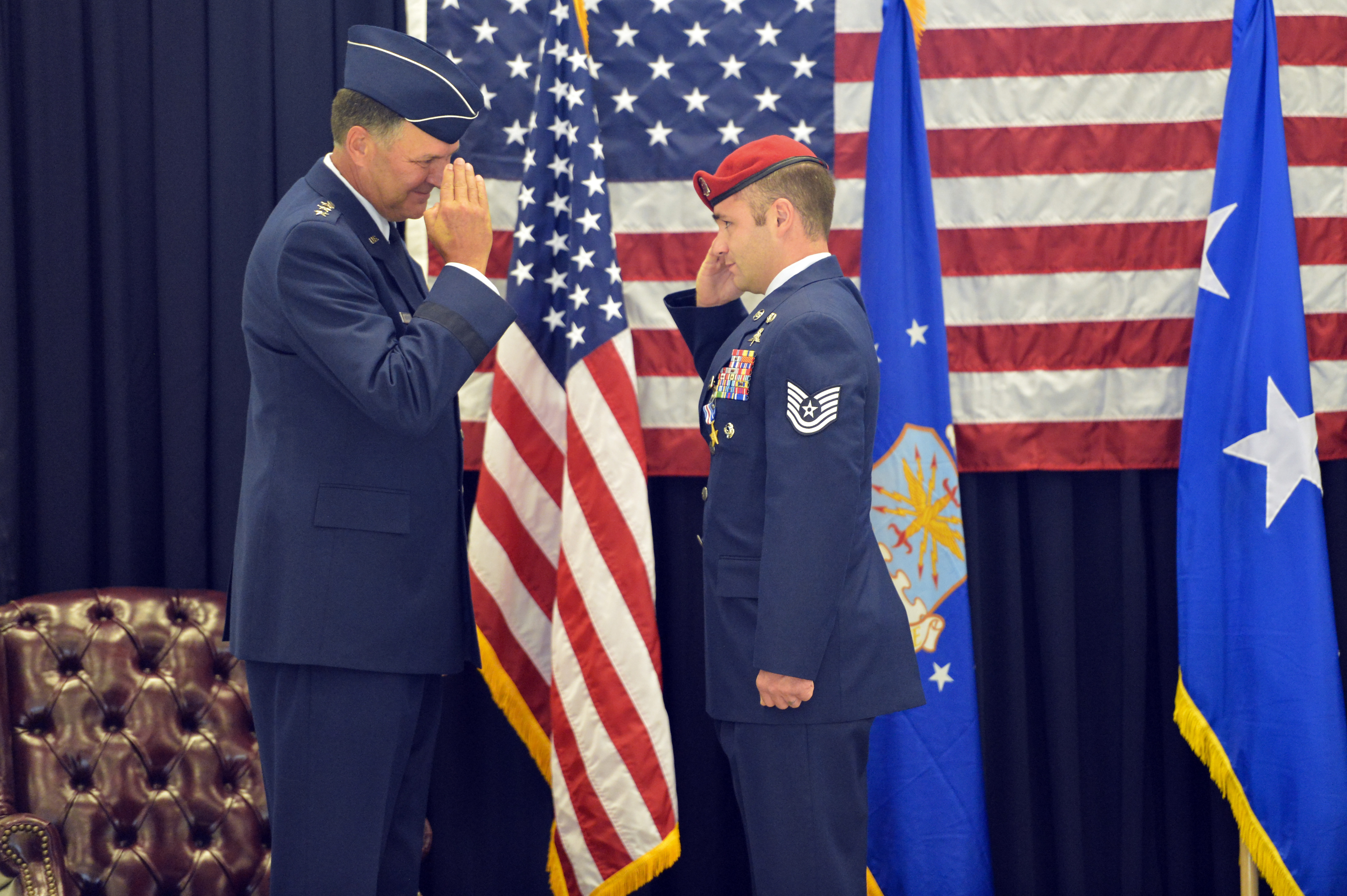 Silver Star awarded to Special Tactics Airman > Air Force > Article Display