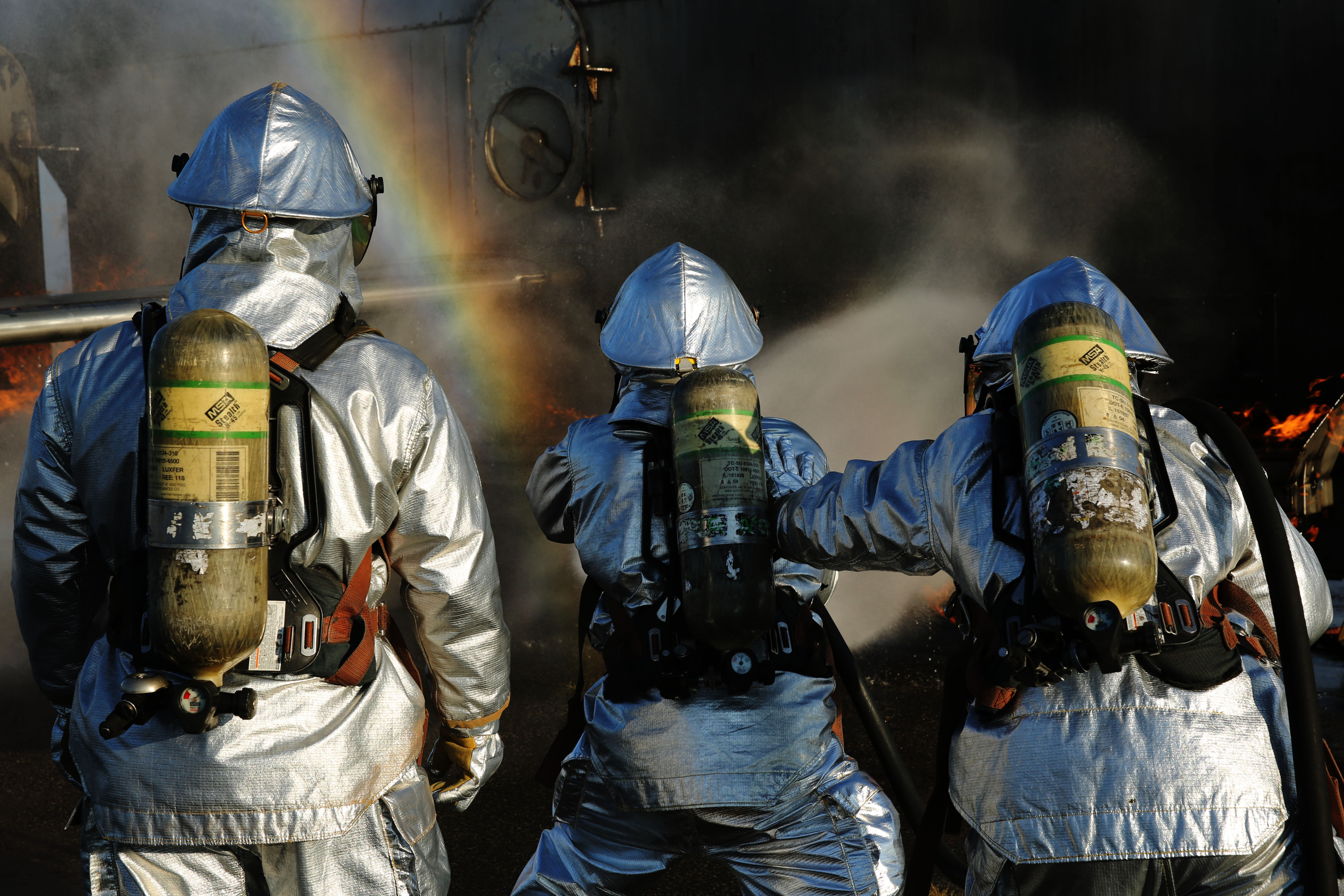 Aircraft Rescue, Firefighting Marines hone techniques > Marine Corps ...