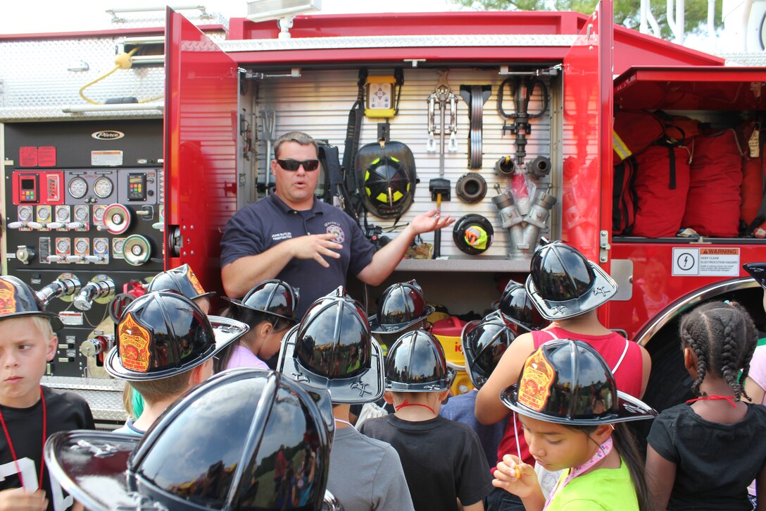 Quantico firefighters teach at Vacation Bible School