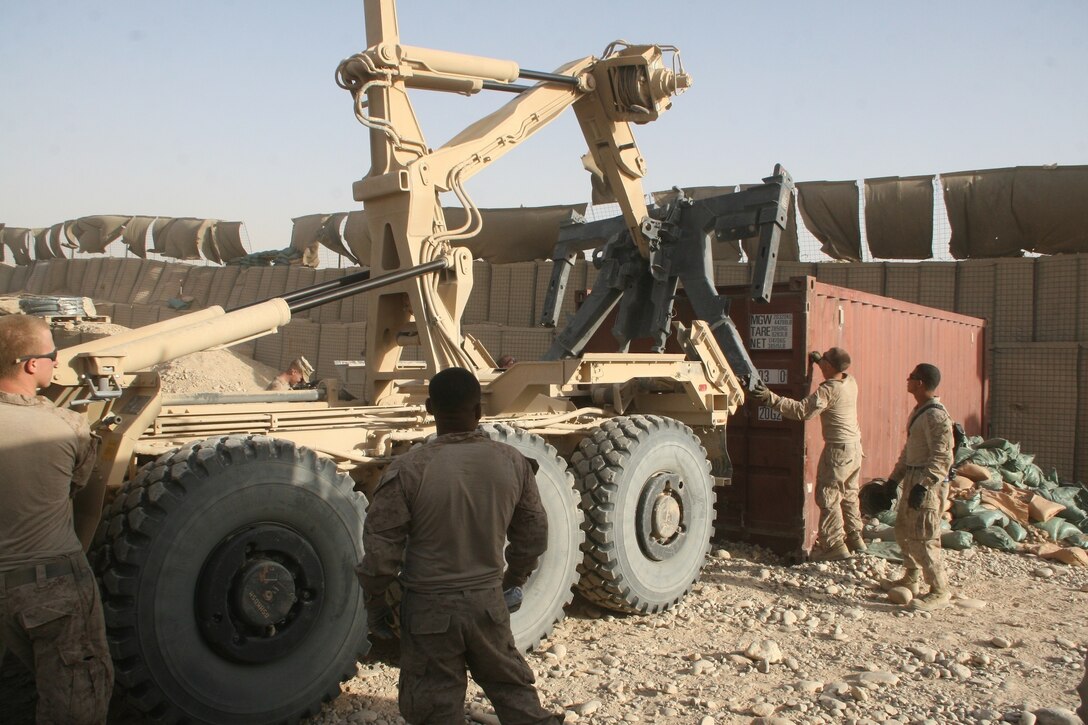 Marines with Combat Logistics Battalion 1 conduct retrograde operation ...