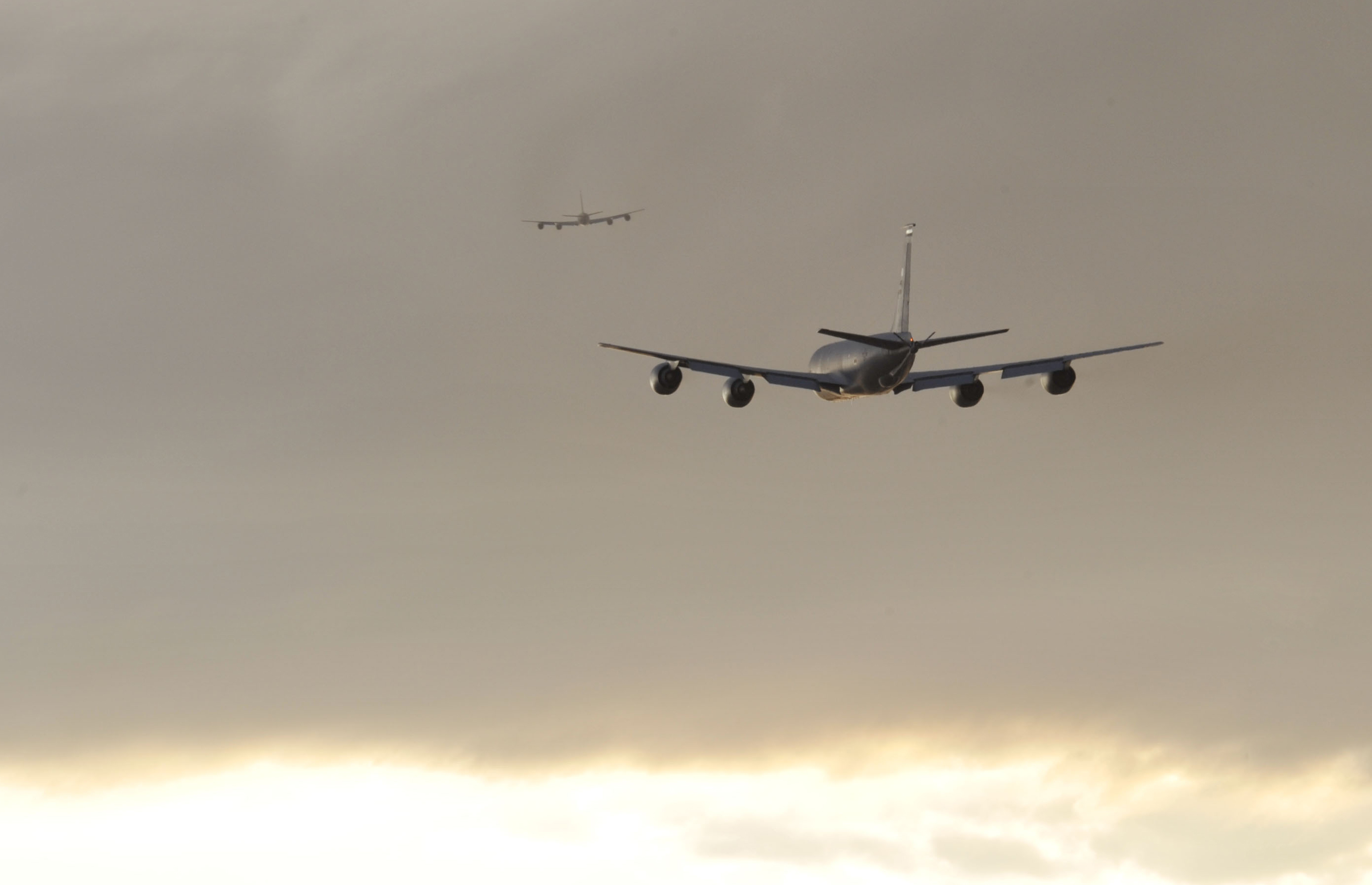 Seven aircraft launch during base exercise > Fairchild Air Force Base ...