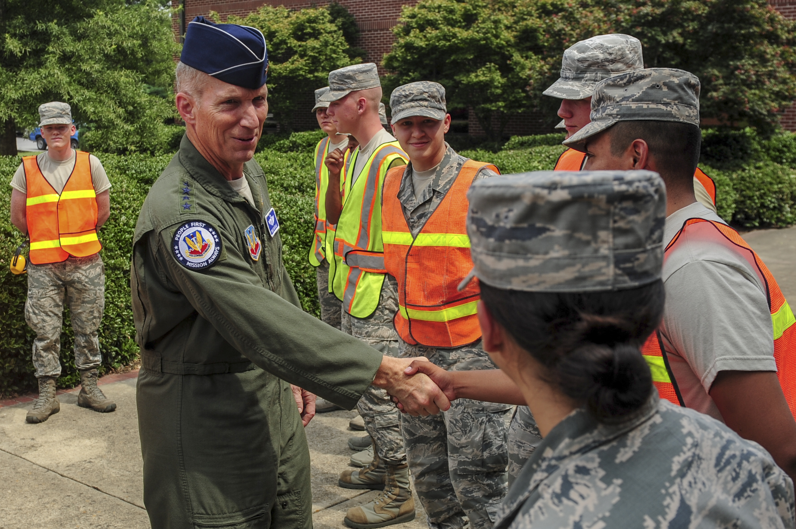 ACC commander visits Seymour Johnson > Air Combat Command > Article Display