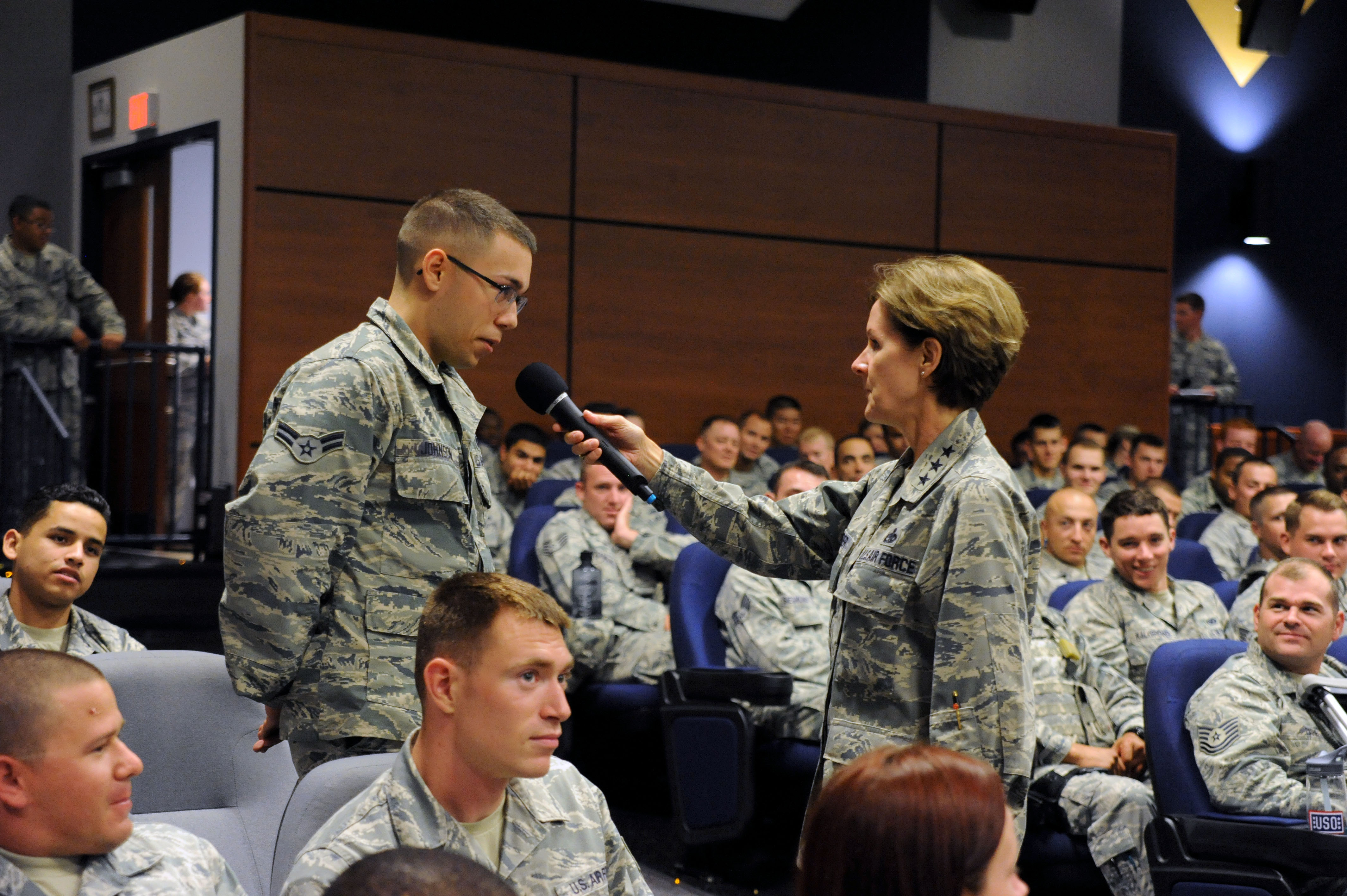 Deputy Chief of Logistics visits JB MDL > Joint Base McGuire-Dix ...