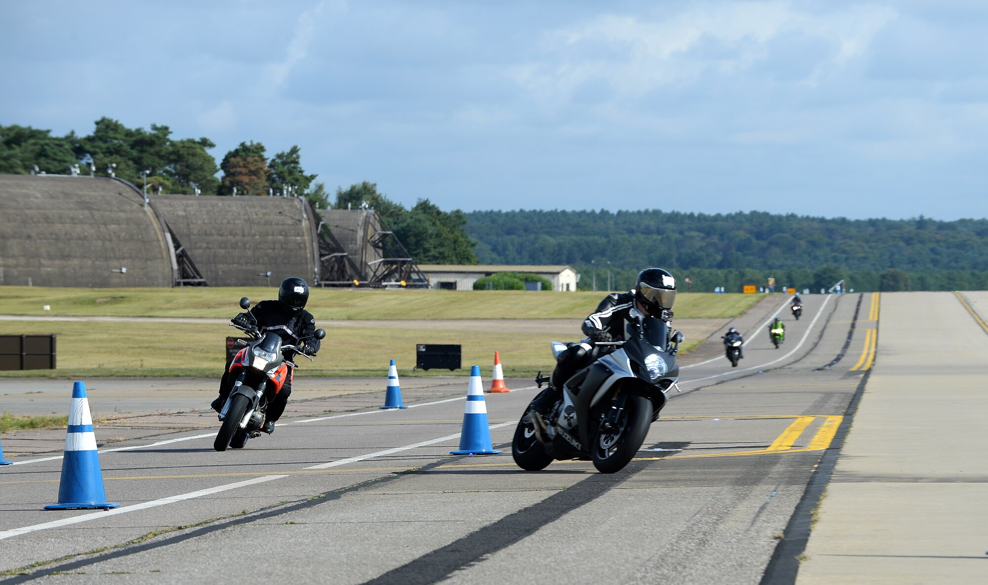Motorcycle cornering event sharpens riders’ skills > Royal Air Force ...
