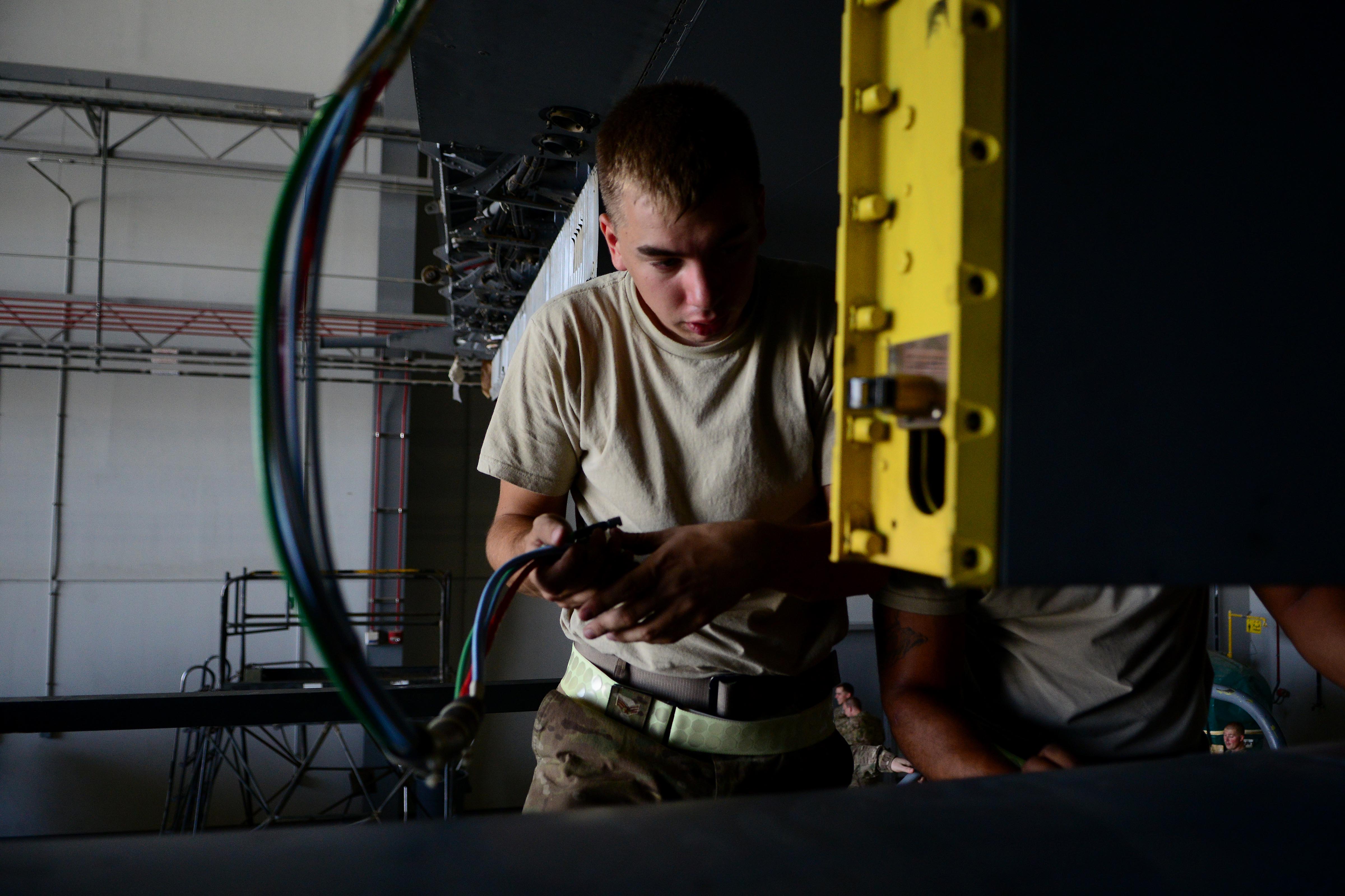 EC-130H Compass Call aircraft maintenance