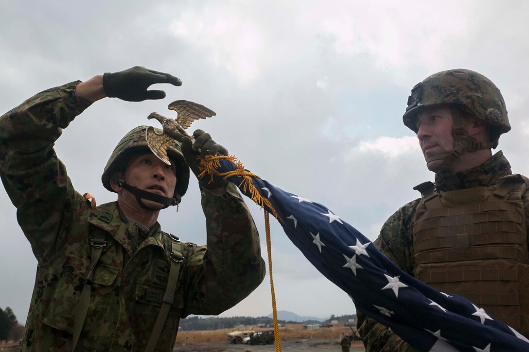 Forest Light brings Japan forces and US Marines together