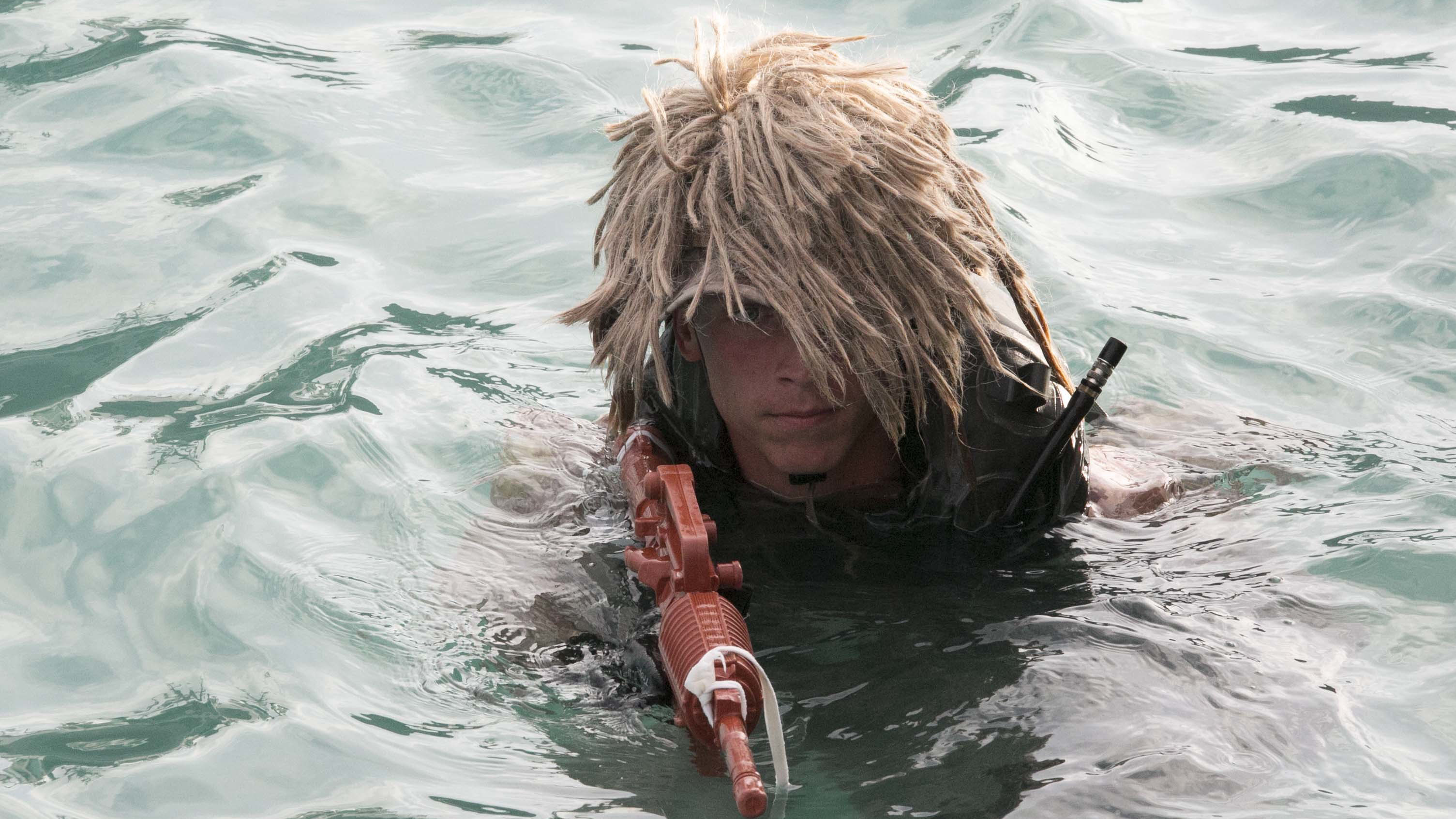Marines Dive Into Amphibious Skills