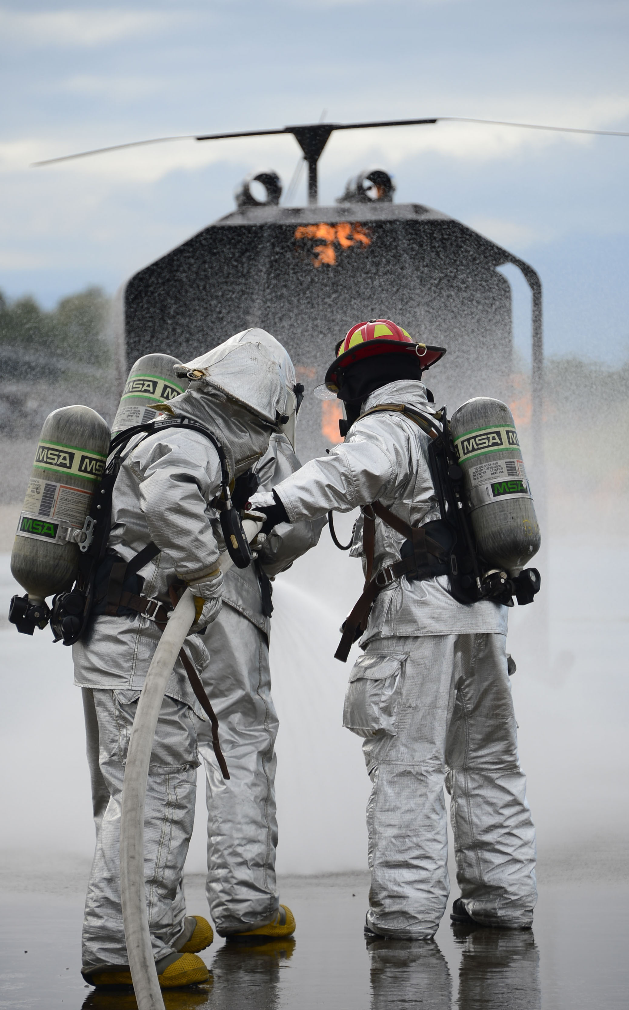 AFSOUTH Airmen train Salvadoran firefighters > Air Force > Article Display
