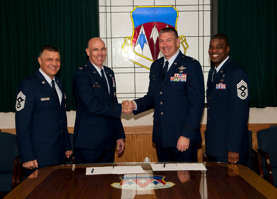 Vance signs agreement with Altus AFB to host ALS