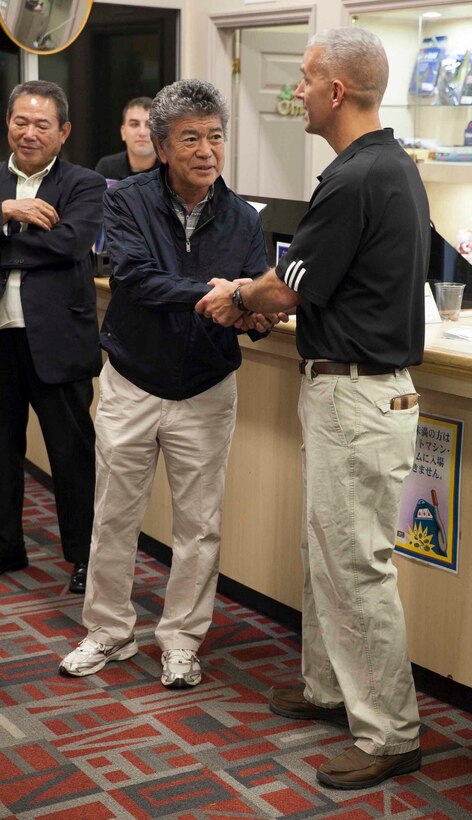 Henoko residents, Marines ‘frame’ future through bowling