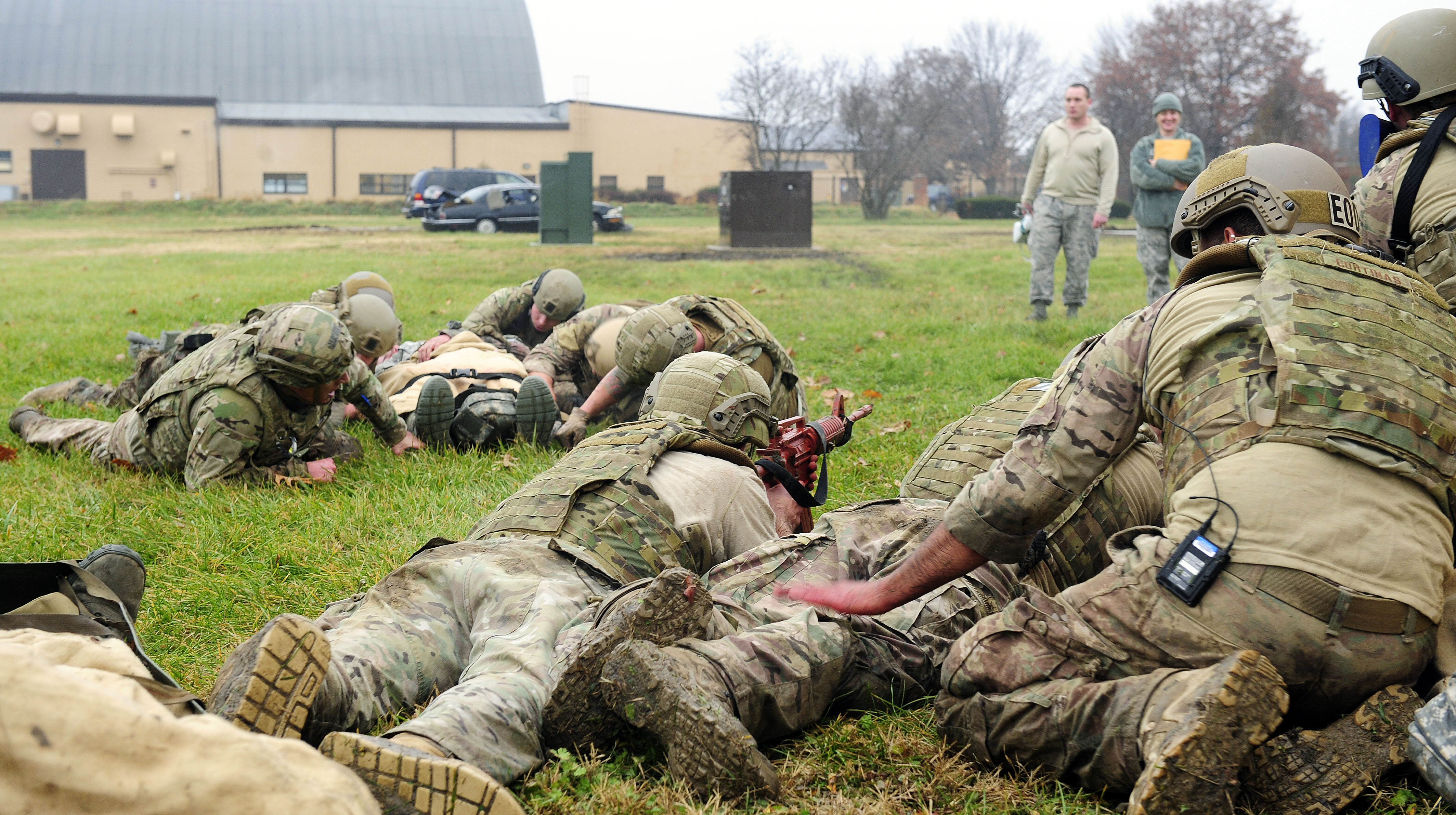 Active Duty and reserve EOD Airmen learn lifesaving skills > Air ...