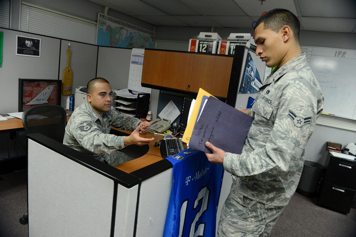 IPR, the team behind the scenes > Team McChord > Article Display