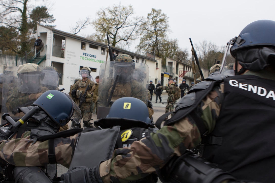 U.S. Marines, French Gendarmes conduct crowd and riot control training