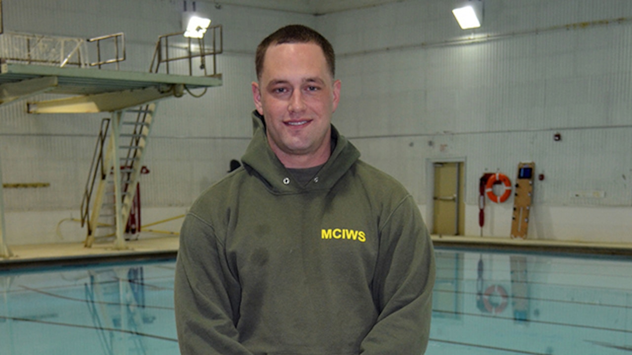 Face Of Defense Amputee Triumphs At Grueling Swim School U S
