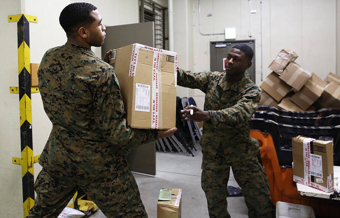 Postal Marines battle busy holiday season