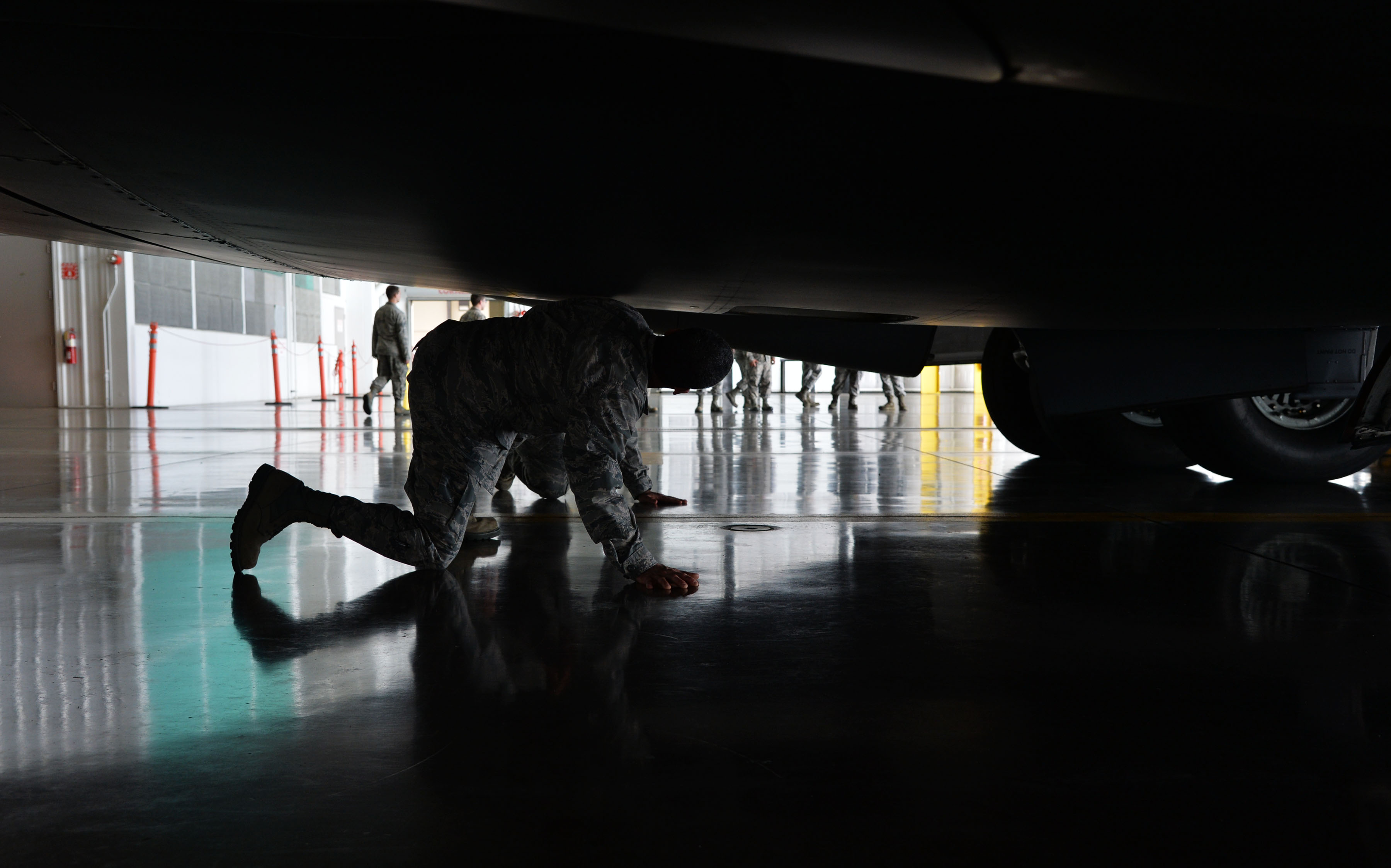 11th AF commander visits Hickam > Pacific Air Forces > Article Display