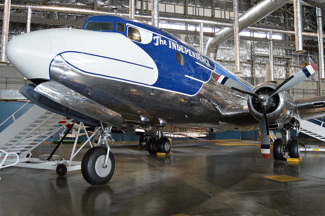 Douglas VC-118 “The Independence"