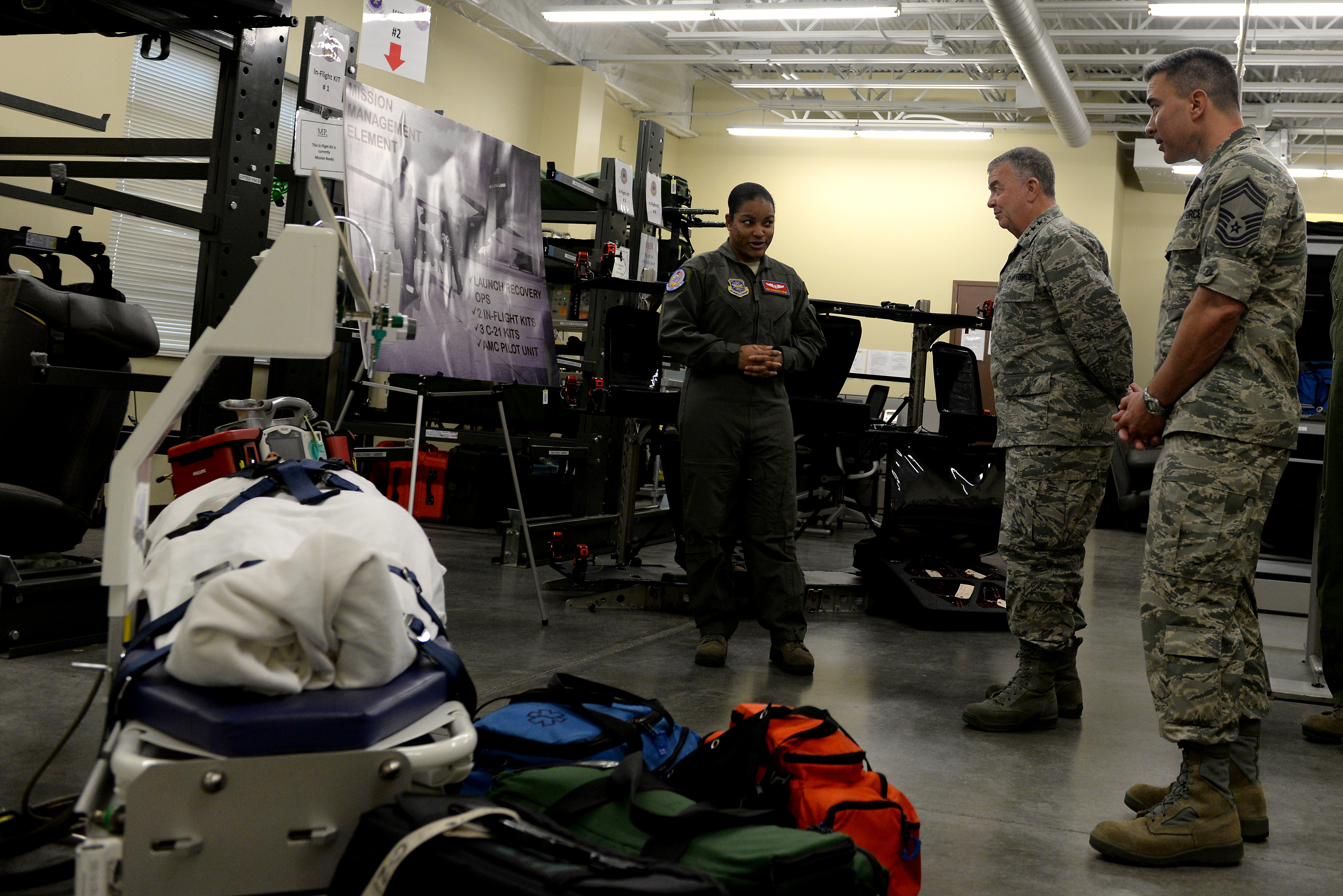 Air Force Surgeon General visits Scott AFB > Scott Air Force Base ...