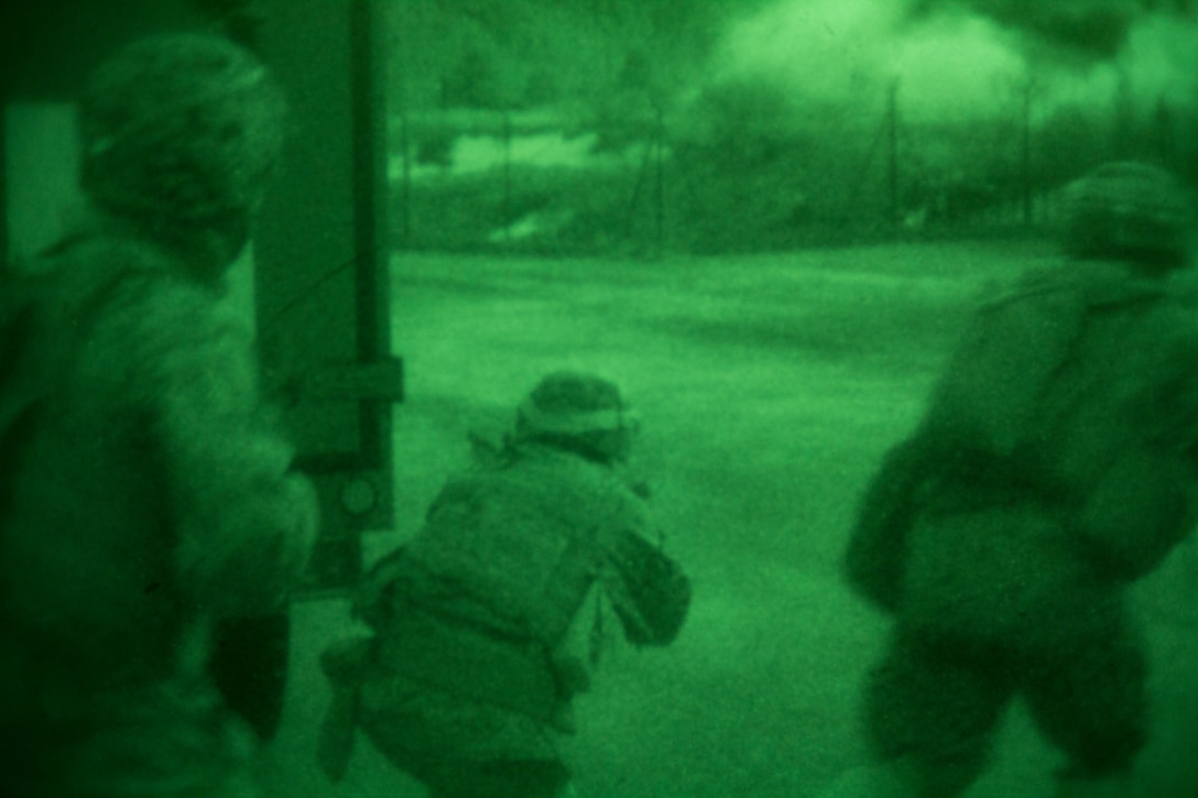 US Marines, Spanish soldiers train in mountain warfare