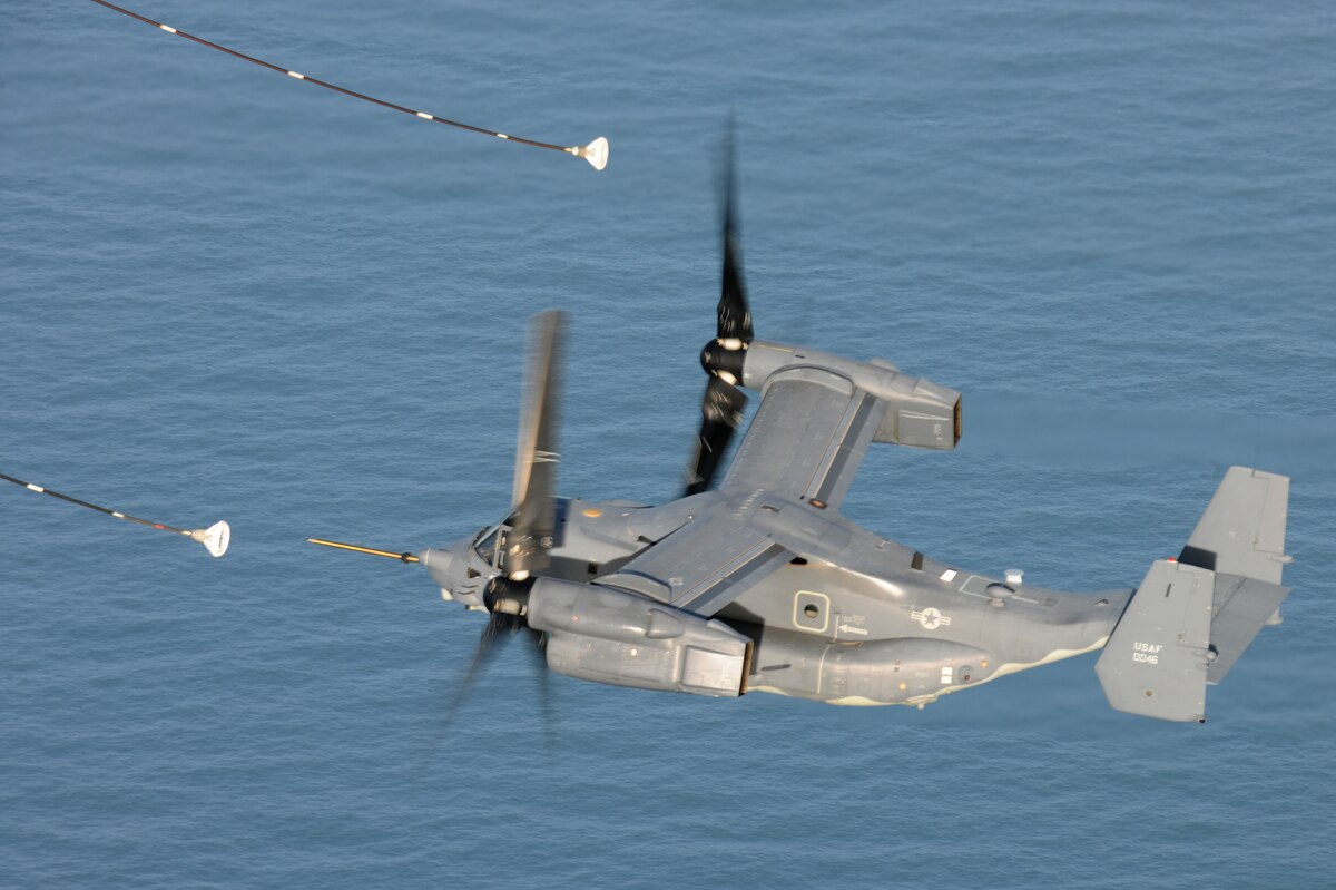 SOCEUR Commander visits 352nd SOG > Air Force Special Operations ...