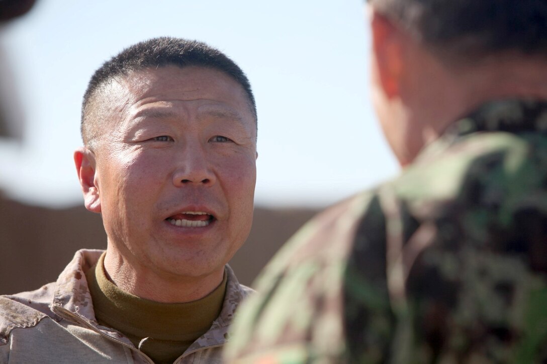 RC(SW), I MEF (FWD) CGs visit ANA 2nd Brigade, 215th Corps