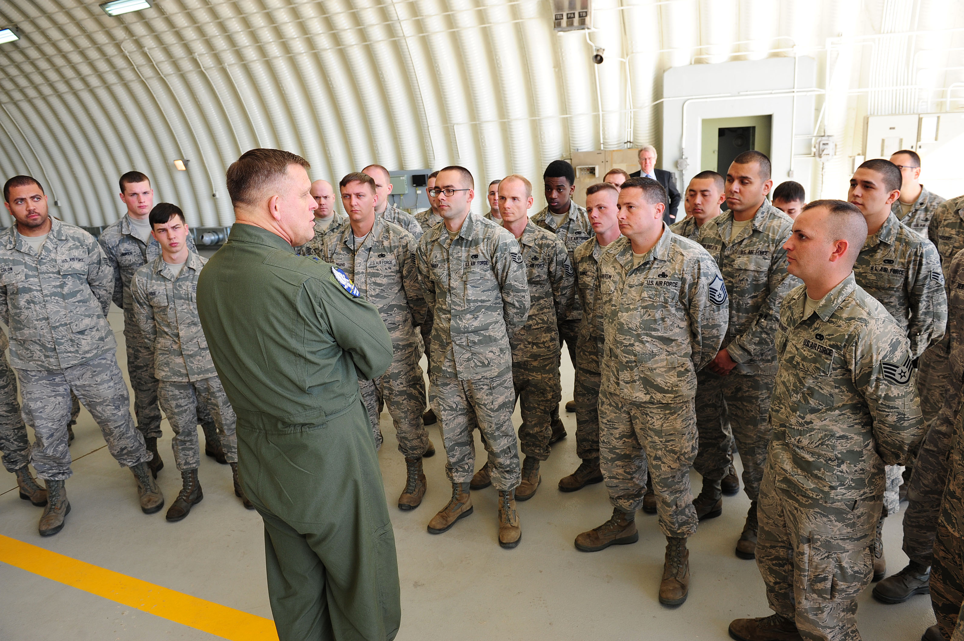 USAFE-AFAFRICA commander visits Airmen in Turkey > Incirlik Air Base ...