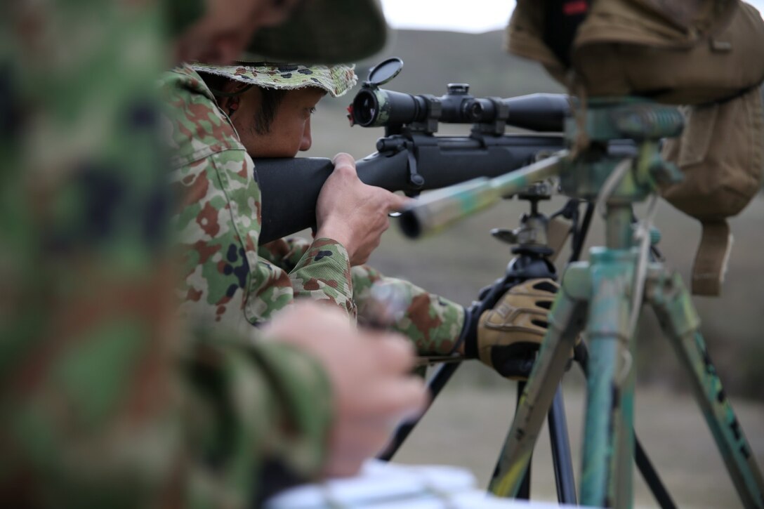 Marines, JGSDF conduct unknown distance training