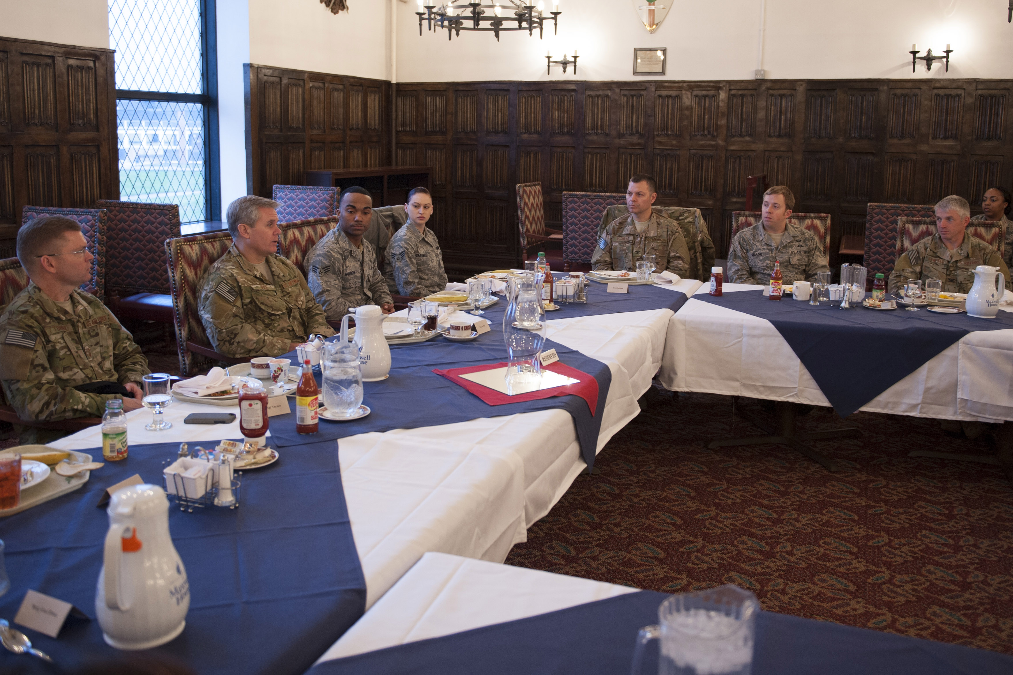 AFSOC commander visits 352nd SOG > Air Force Special Operations Command ...