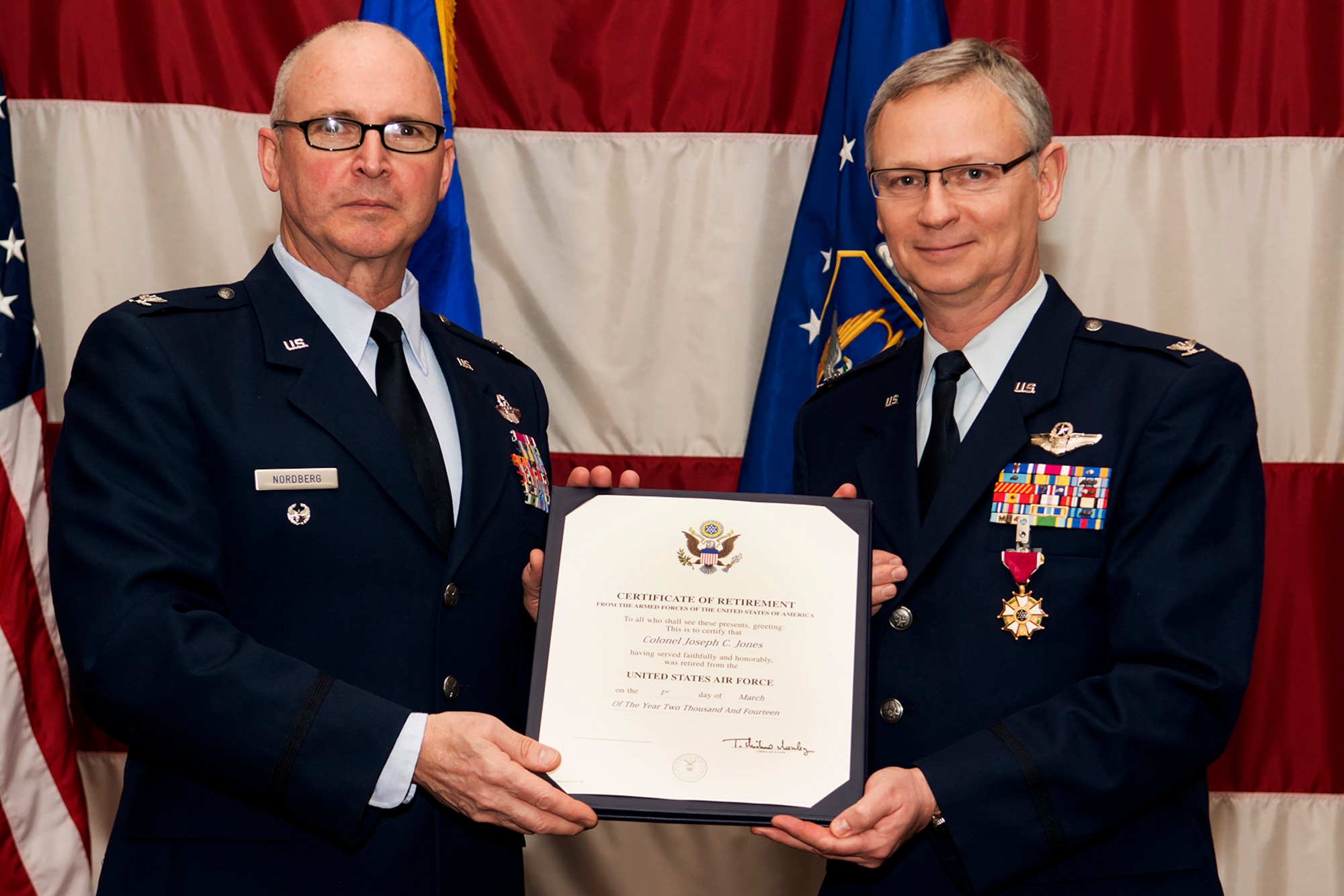 “Doc” Jones retires > 307th Bomb Wing > Article Display