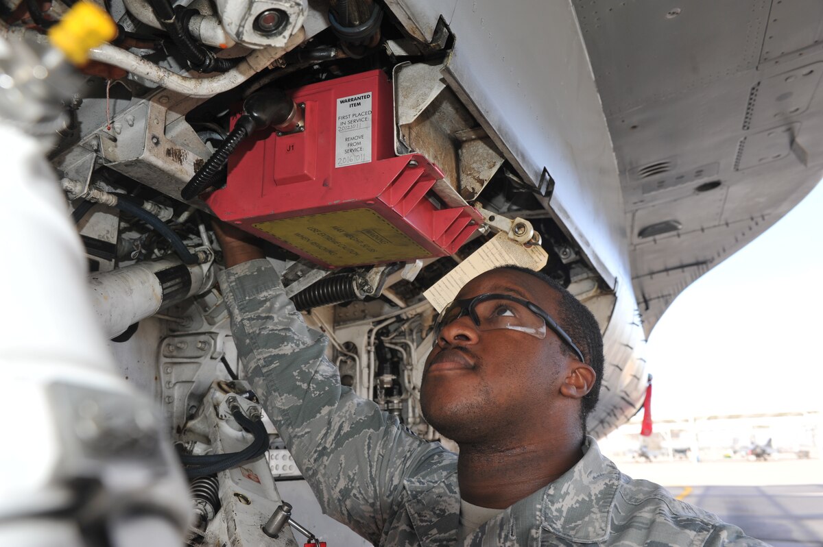 Luke Airman saves lives after accident > Luke Air Force Base > Article ...