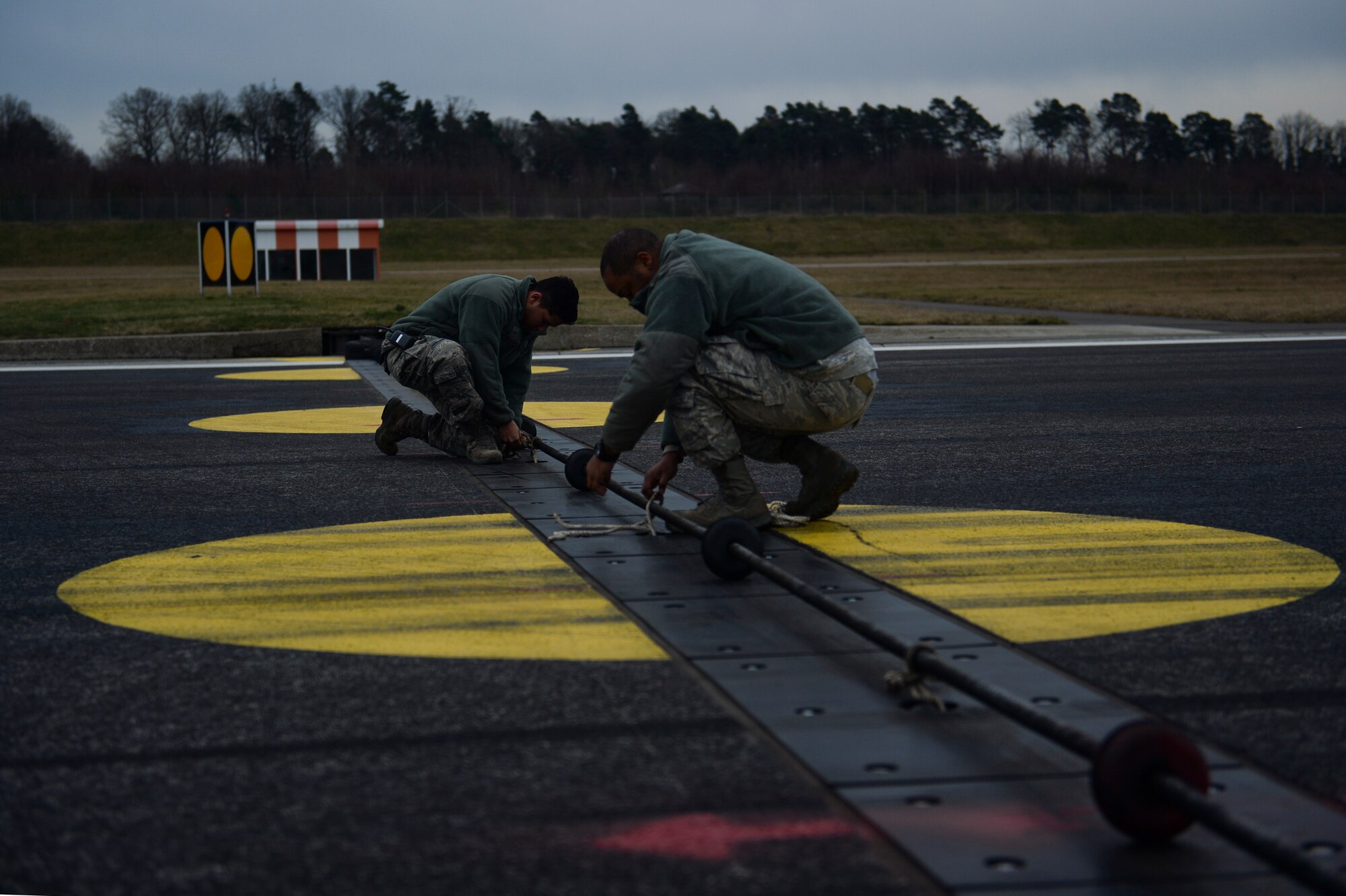 52nd CES Keeping up the Barriers > Spangdahlem Air Base > Article Display