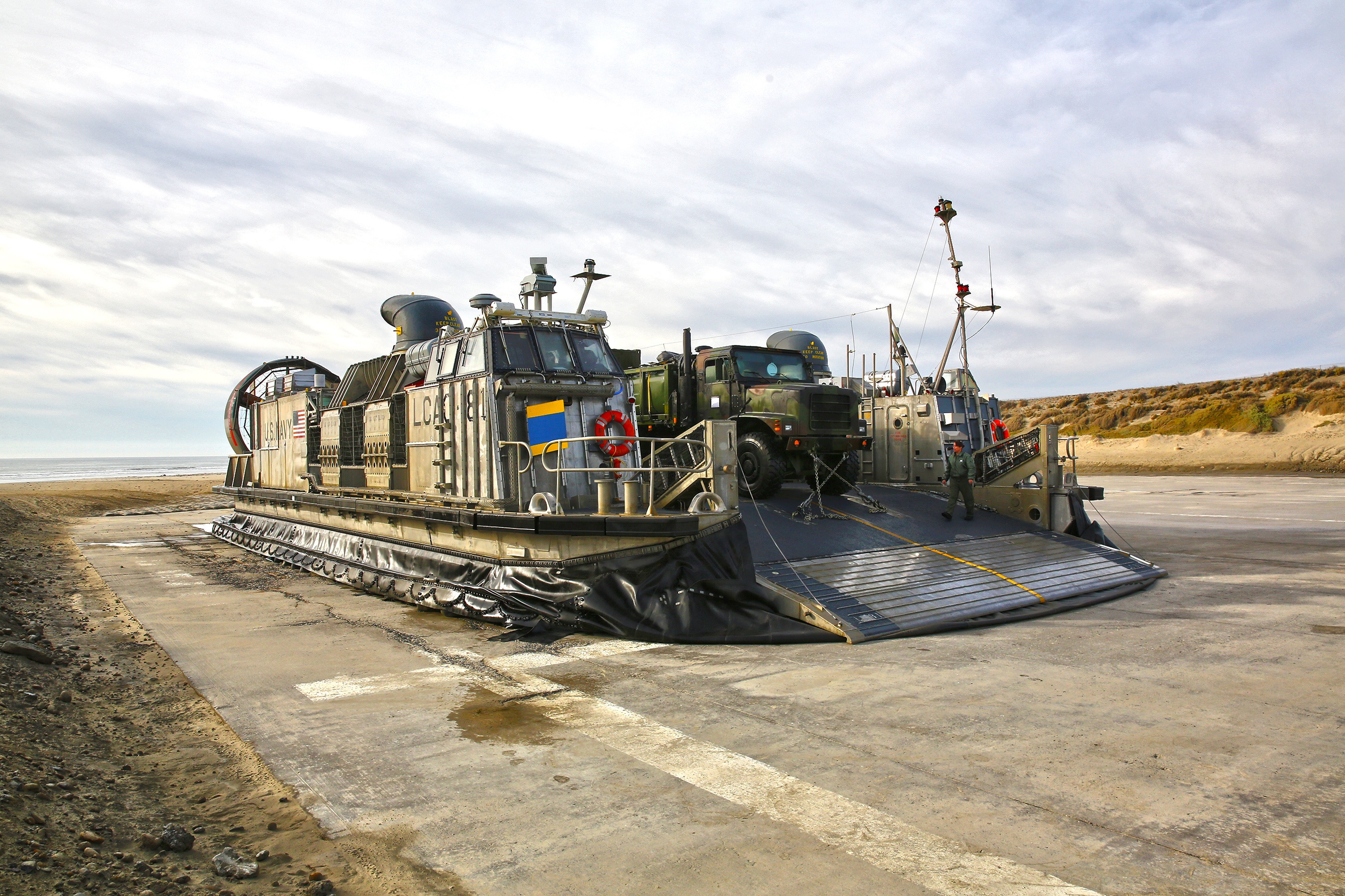 CLB-15 Marines support 1st Marine Division, Japanese during Iron Fist