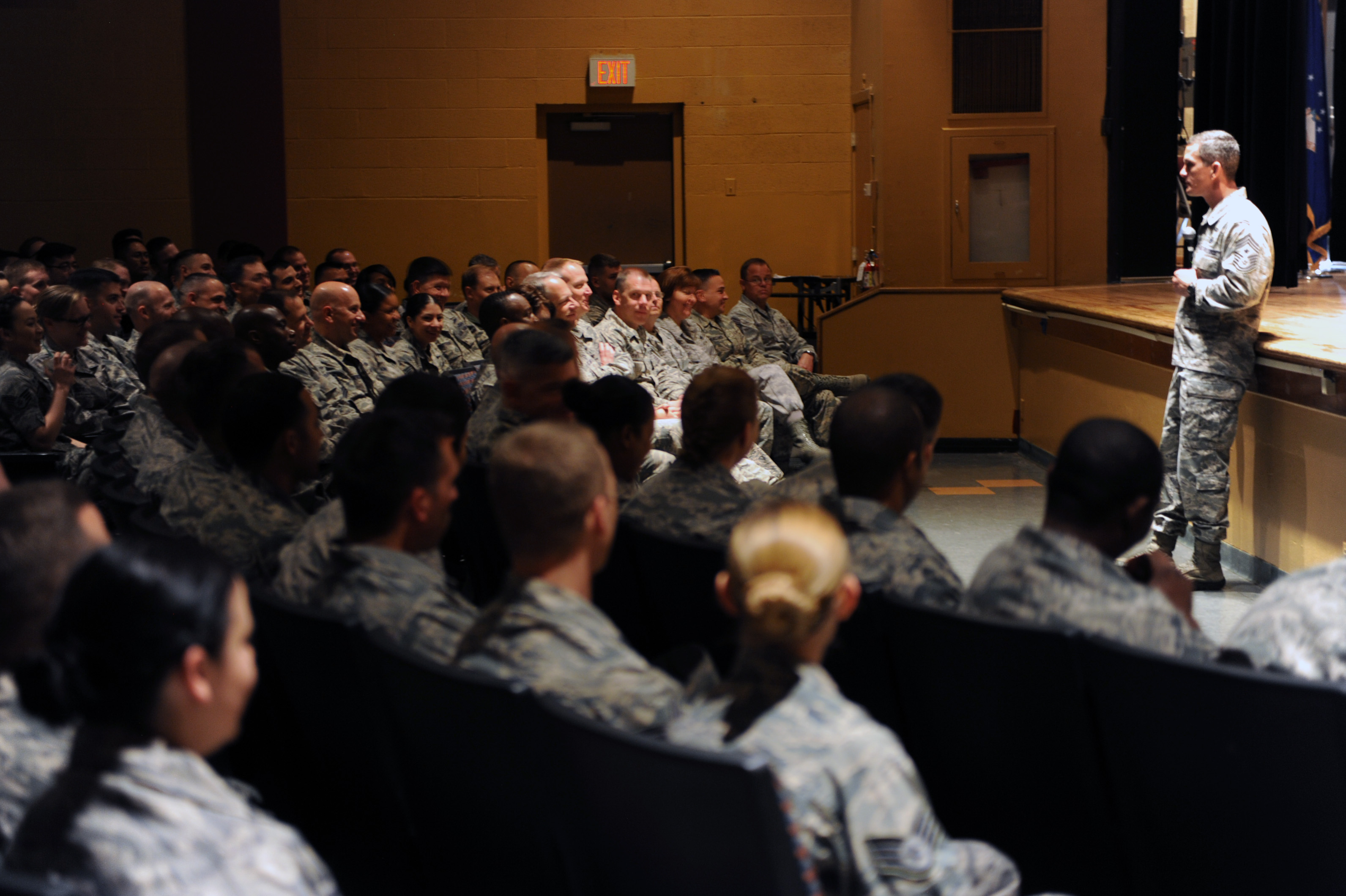 ACC command chief visits D-M