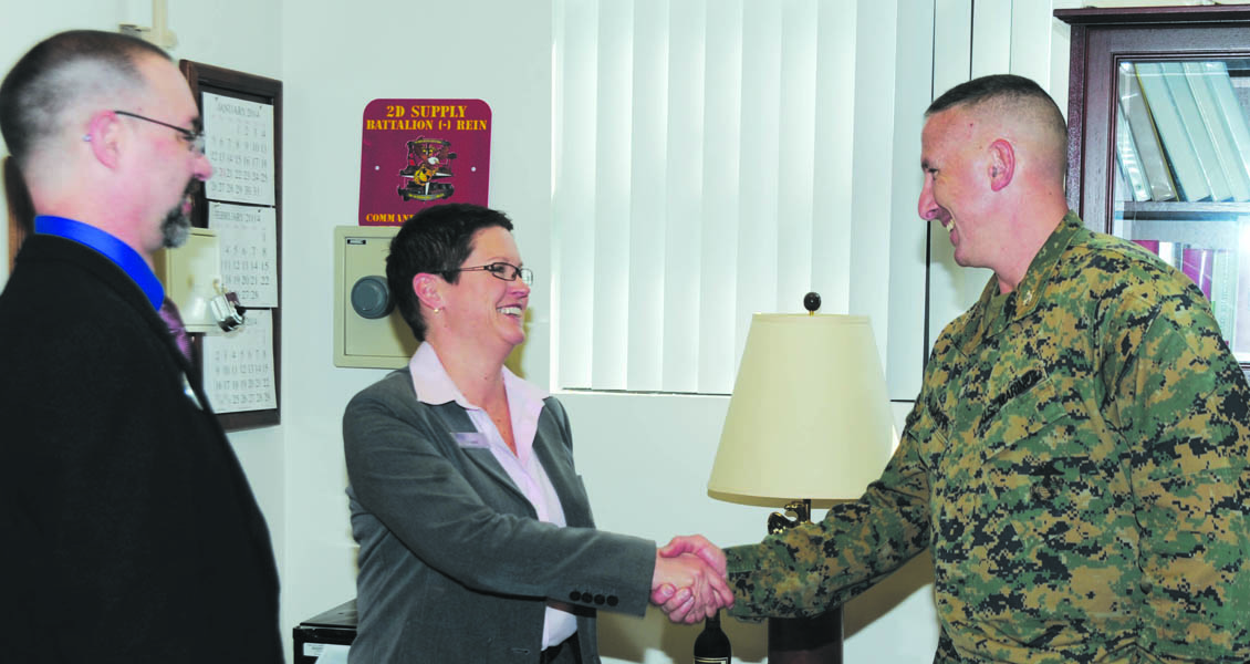 Base commanding officer signs Military Saves Week proclamation > Marine ...