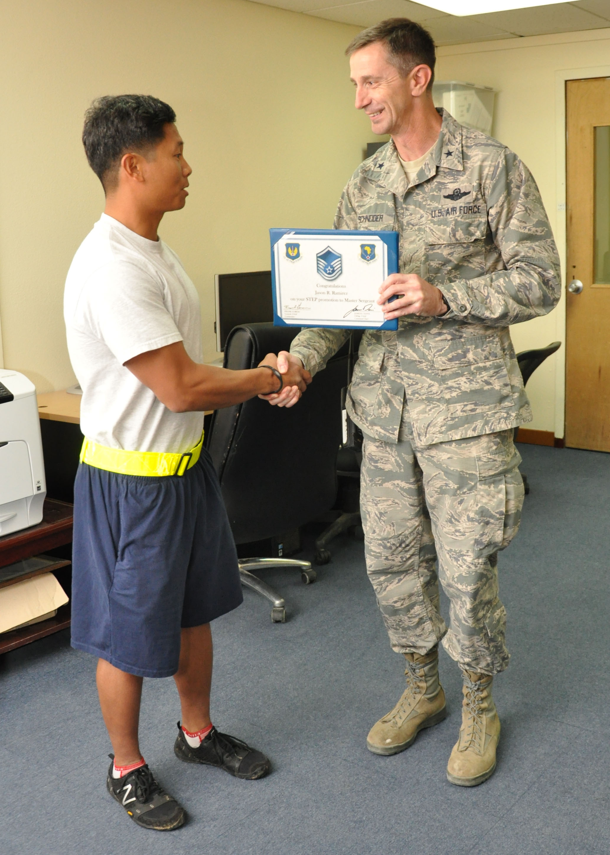 Airman earns STEP promotion to master sergeant > Royal Air Force ...