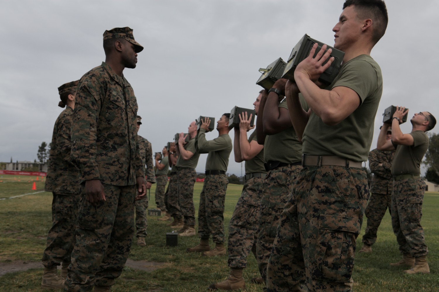 Marines with 1st Law Enforcement Battalion conduct a Combat Fitness ...