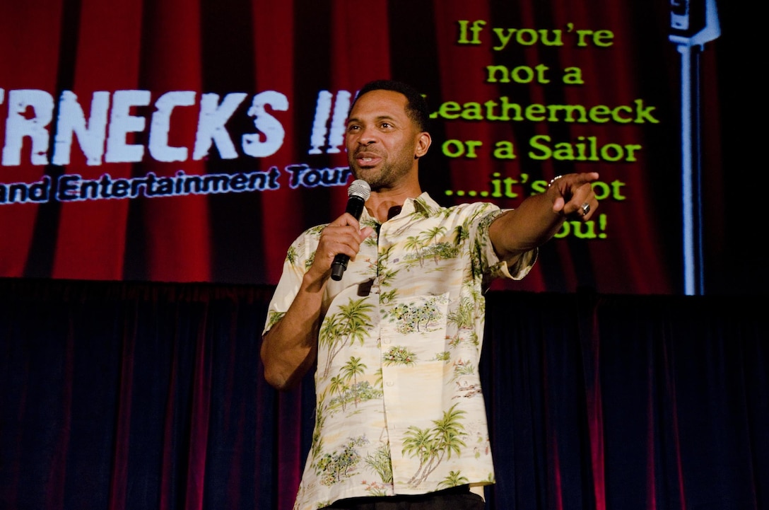 'For the Leathernecks' tour brings laughter, smiles to service members