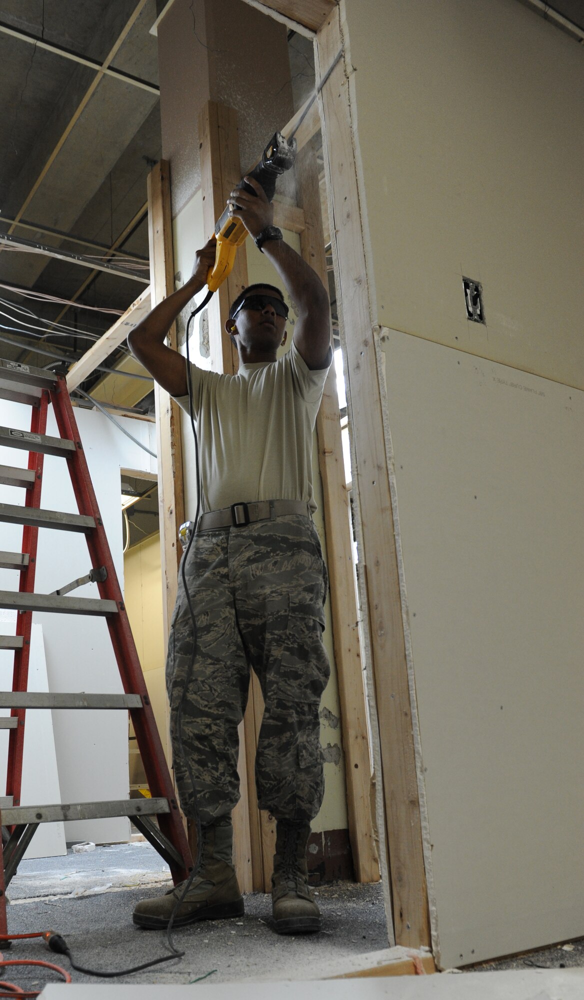 18th CE structure shop builds, sustains, protects > Kadena Air Base > News