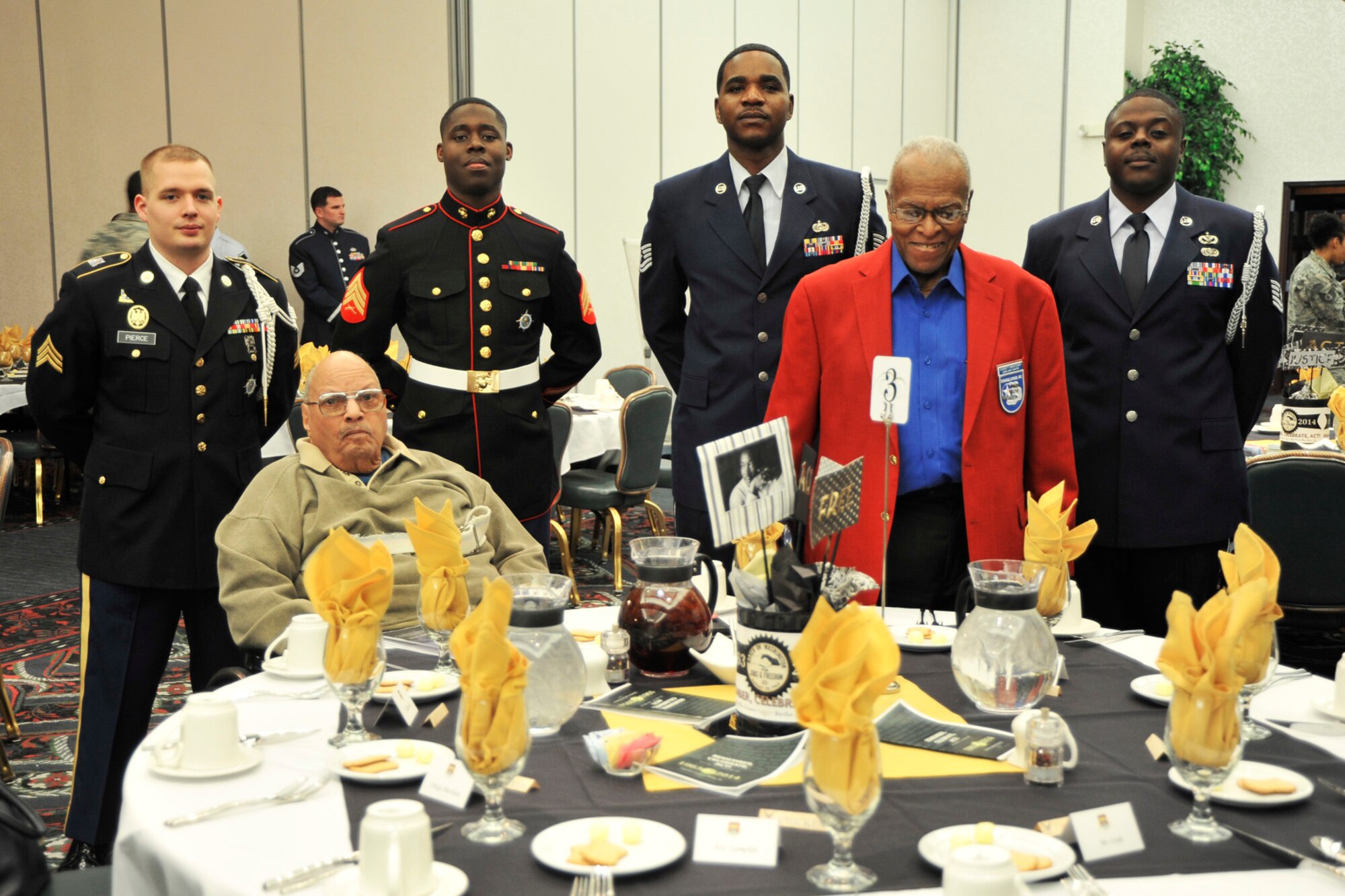 Base observes MLK Jr. Day > Scott Air Force Base > Article Display