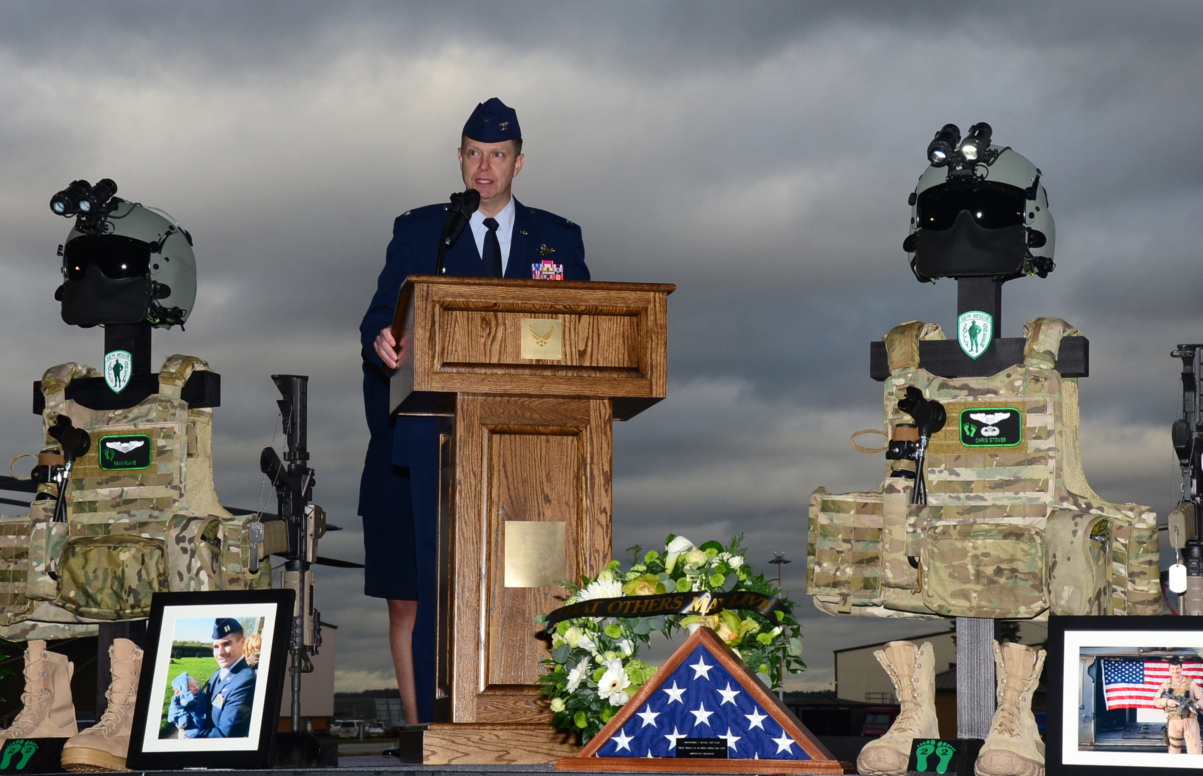 56th RQS Memorial Service: That others may live > Royal Air Force ...