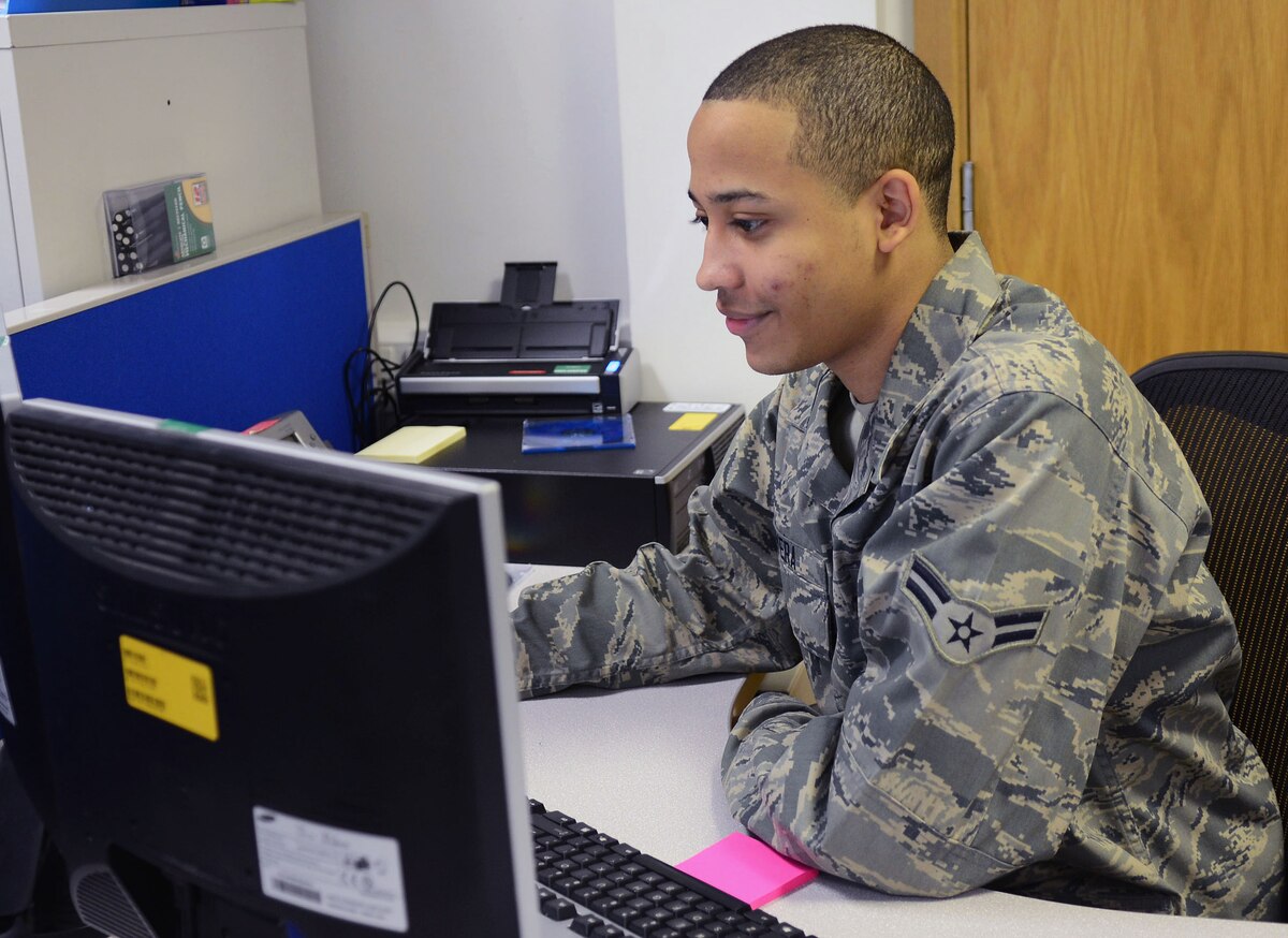 Square D Spotlight: Airman 1st Class Maximiliano Rivera > Royal Air ...