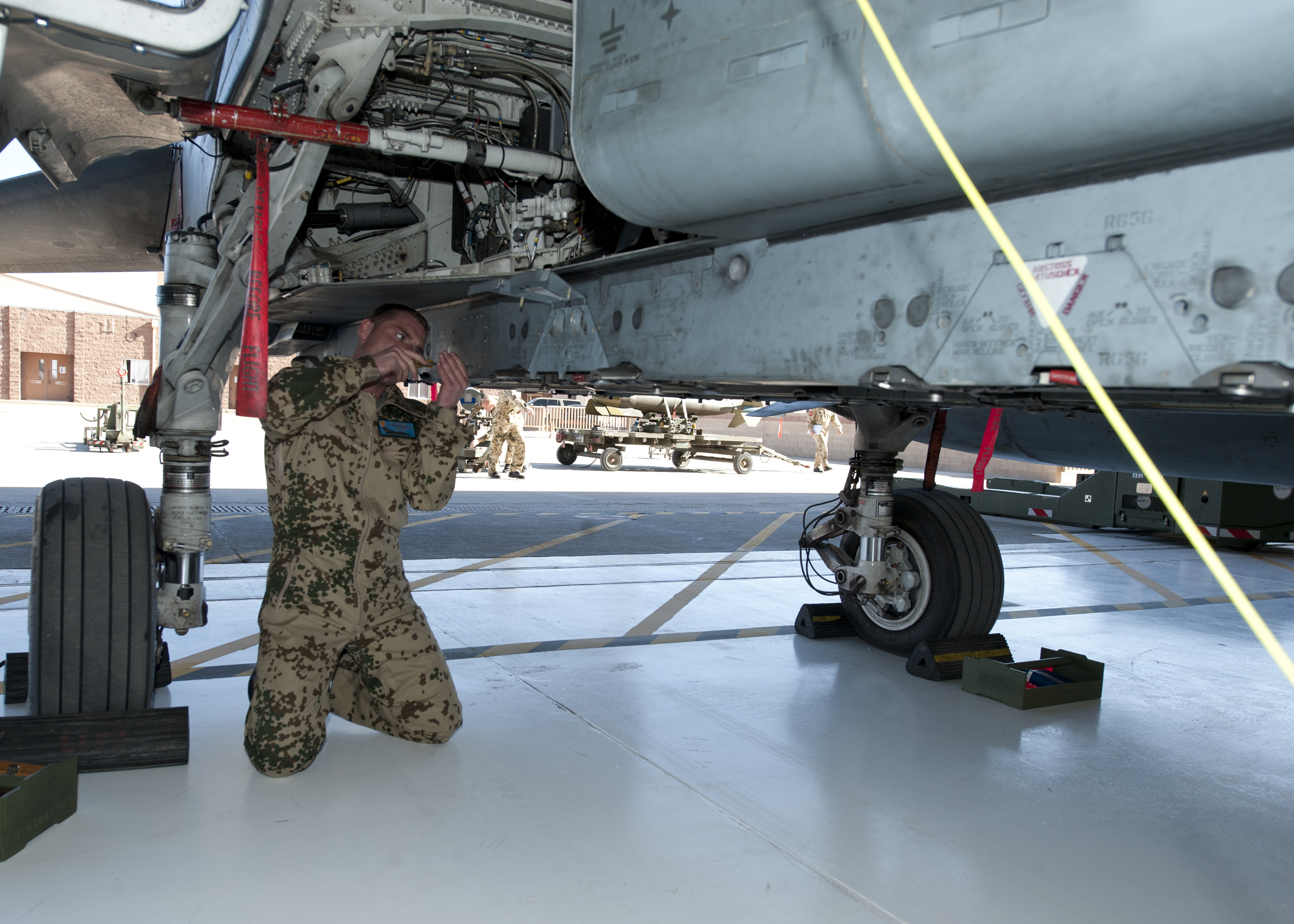 Photos: Quarterly load crew competition > Holloman Air Force Base ...